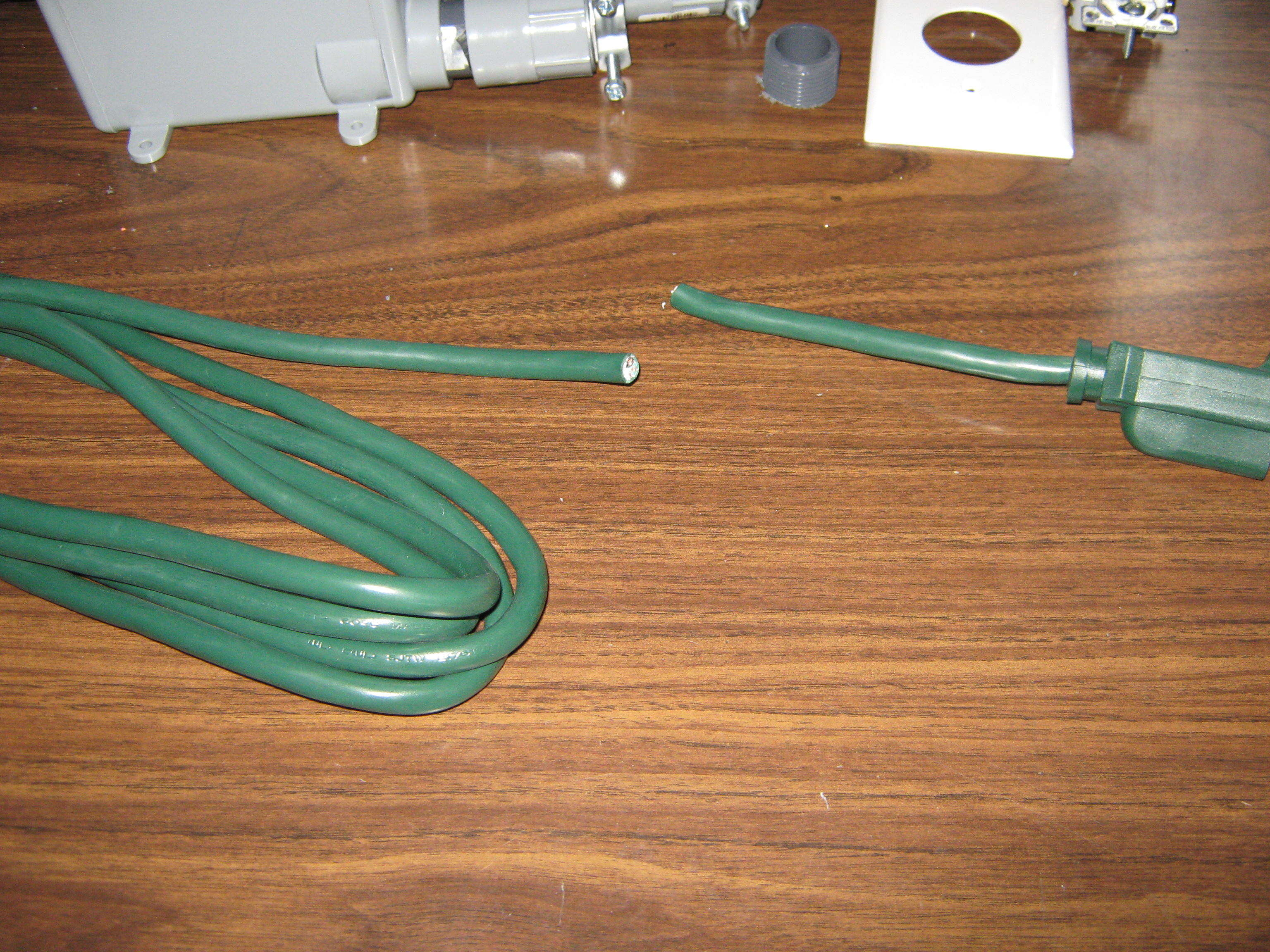 Creating a Redundant Outlet : 3 Steps - Instructables