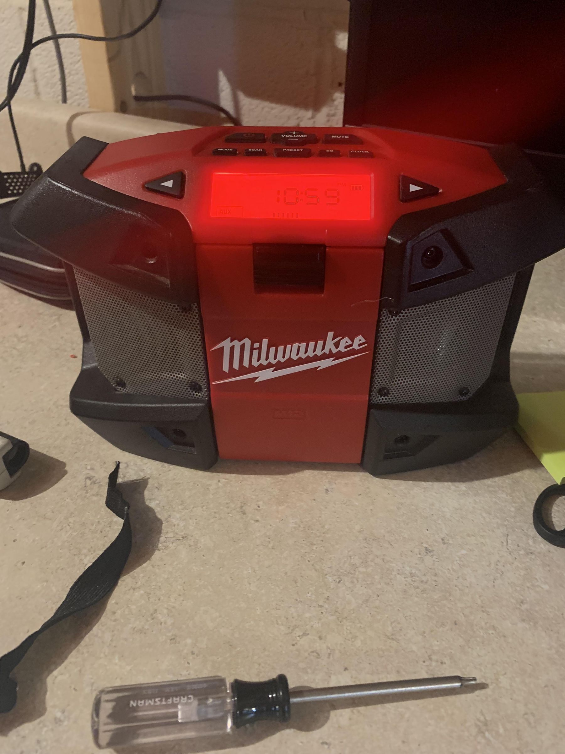 Milwaukee M12 Radio - Adding Bluetooth : 3 Steps - Instructables
