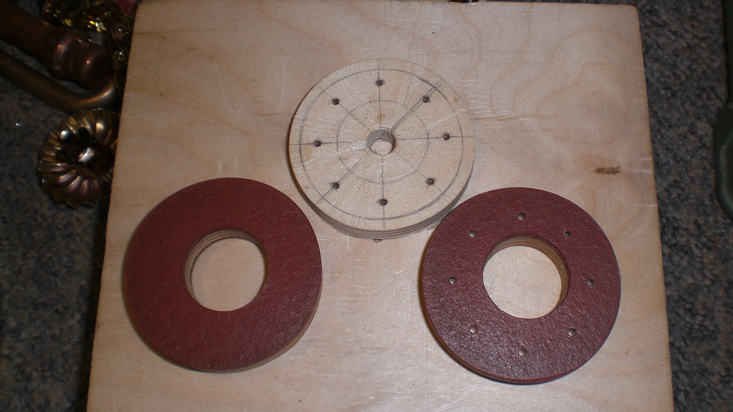 Steampunked Magic Eye Winker Powered by Batteries and USB-connected ...