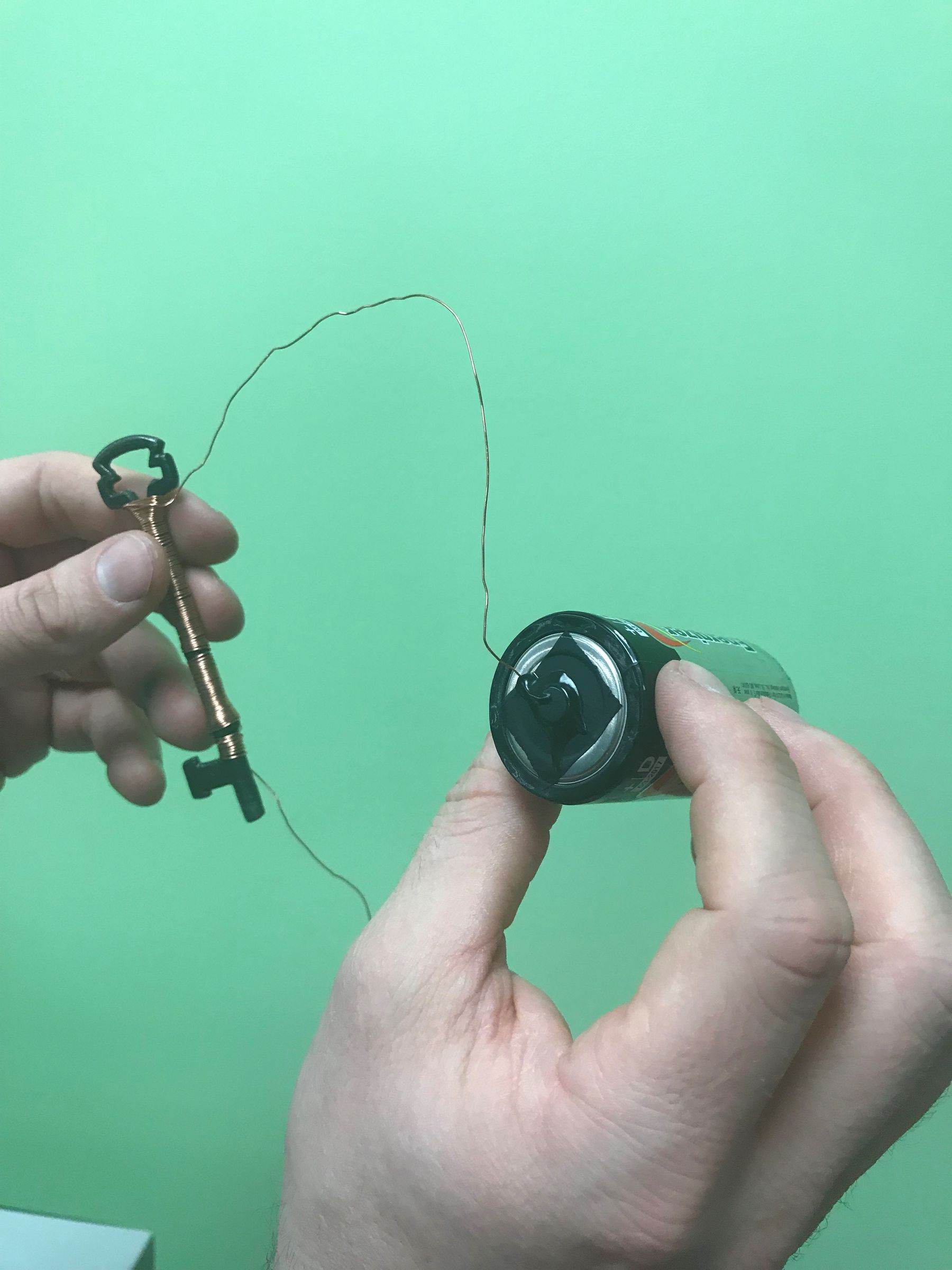 Electromagnet : 4 Steps - Instructables