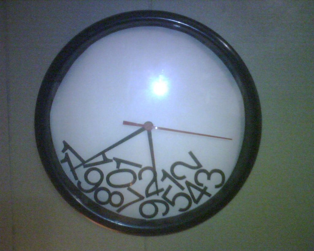 How to Make Your Very Own Professional Wall Clock : 8 Steps - Instructables