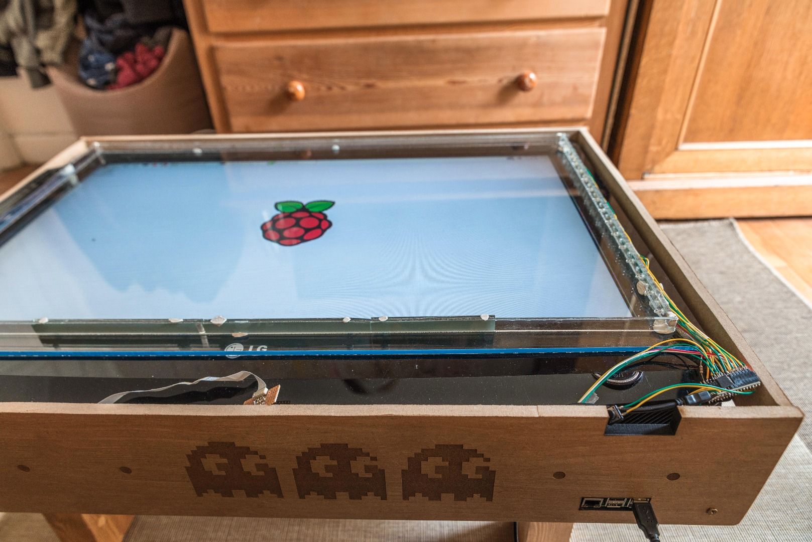Touch Screen Coffee Table DIY With 32" TV and Low Cost CCD Sensor : 18 ...