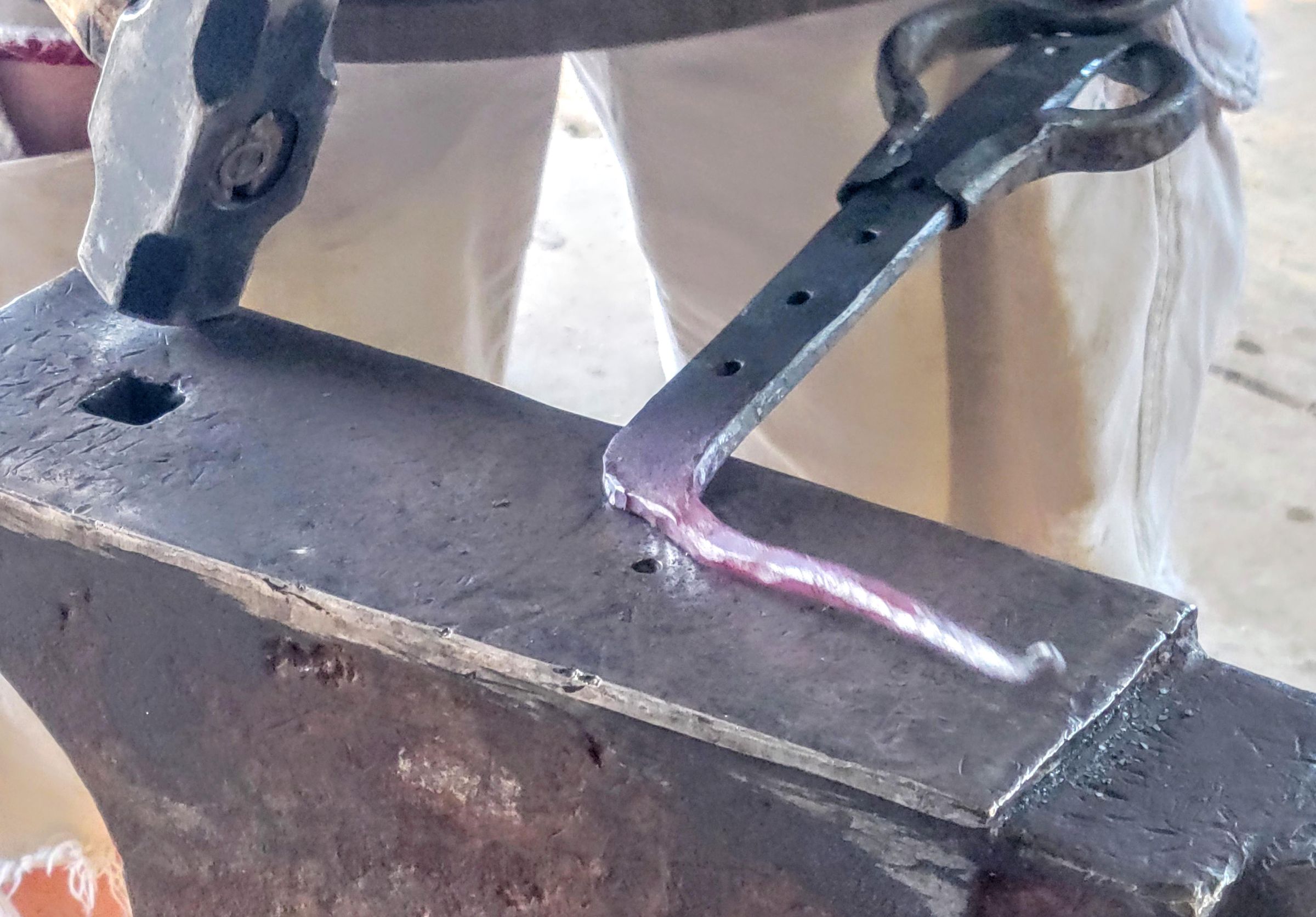 Trammel Hook for Campfire Cooking : 7 Steps (with Pictures) - Instructables