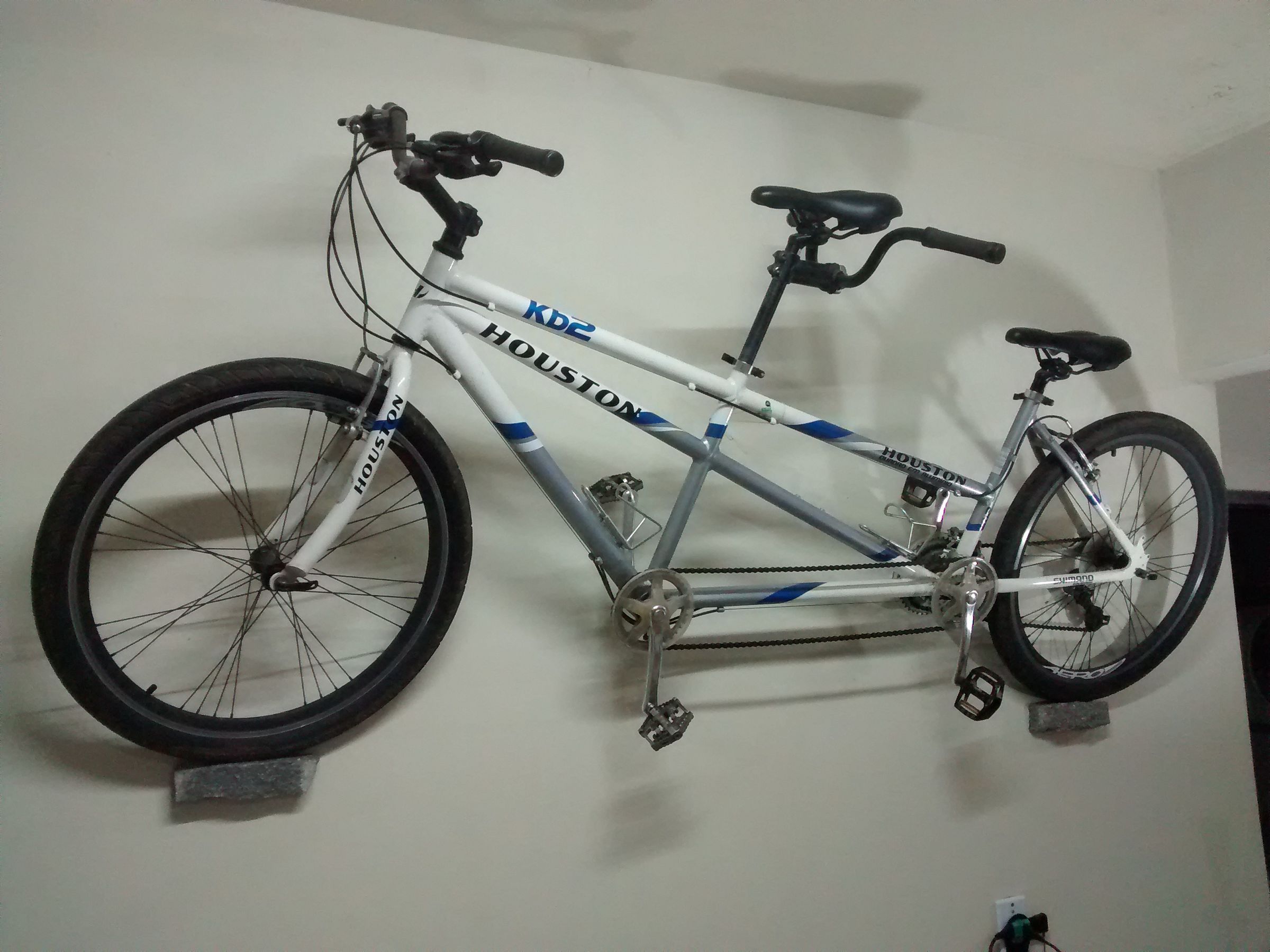 Inexpensive and Minimalist Bicycle Wall Mount : 7 Steps (with Pictures ...