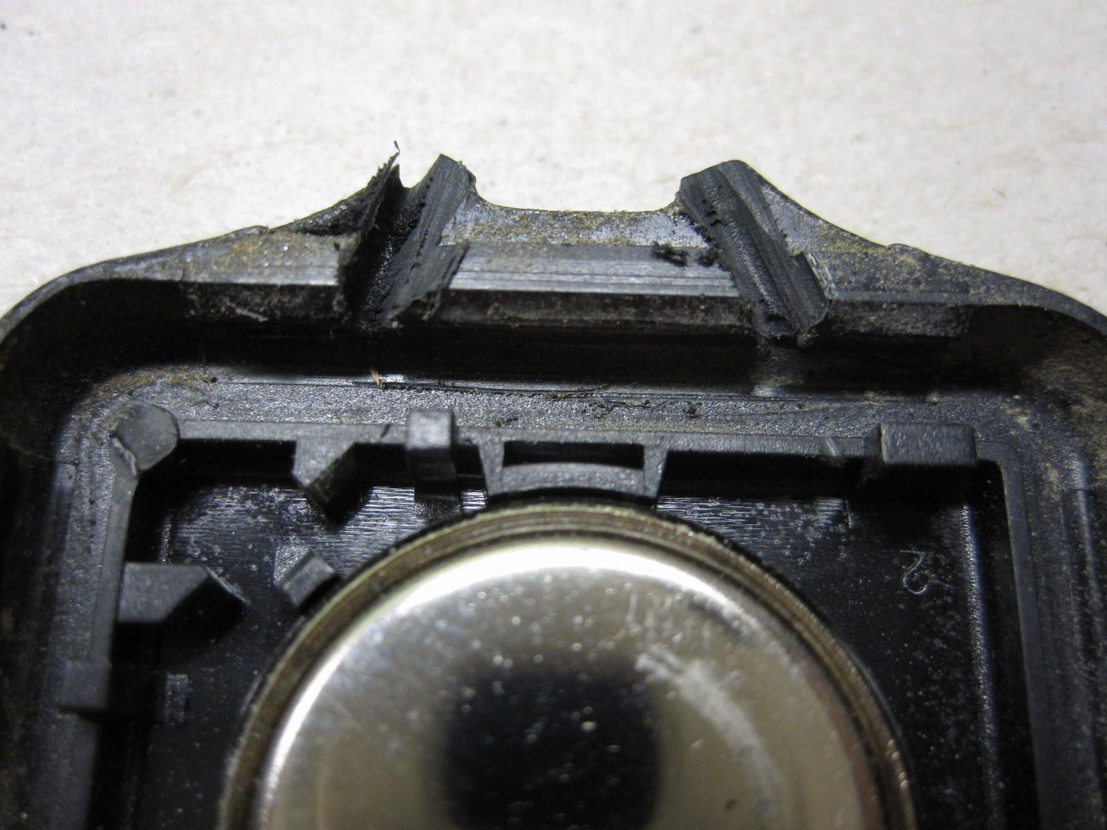 Repair a Broken Key Attachment on a Remote Entry Keyfob : 10 Steps ...