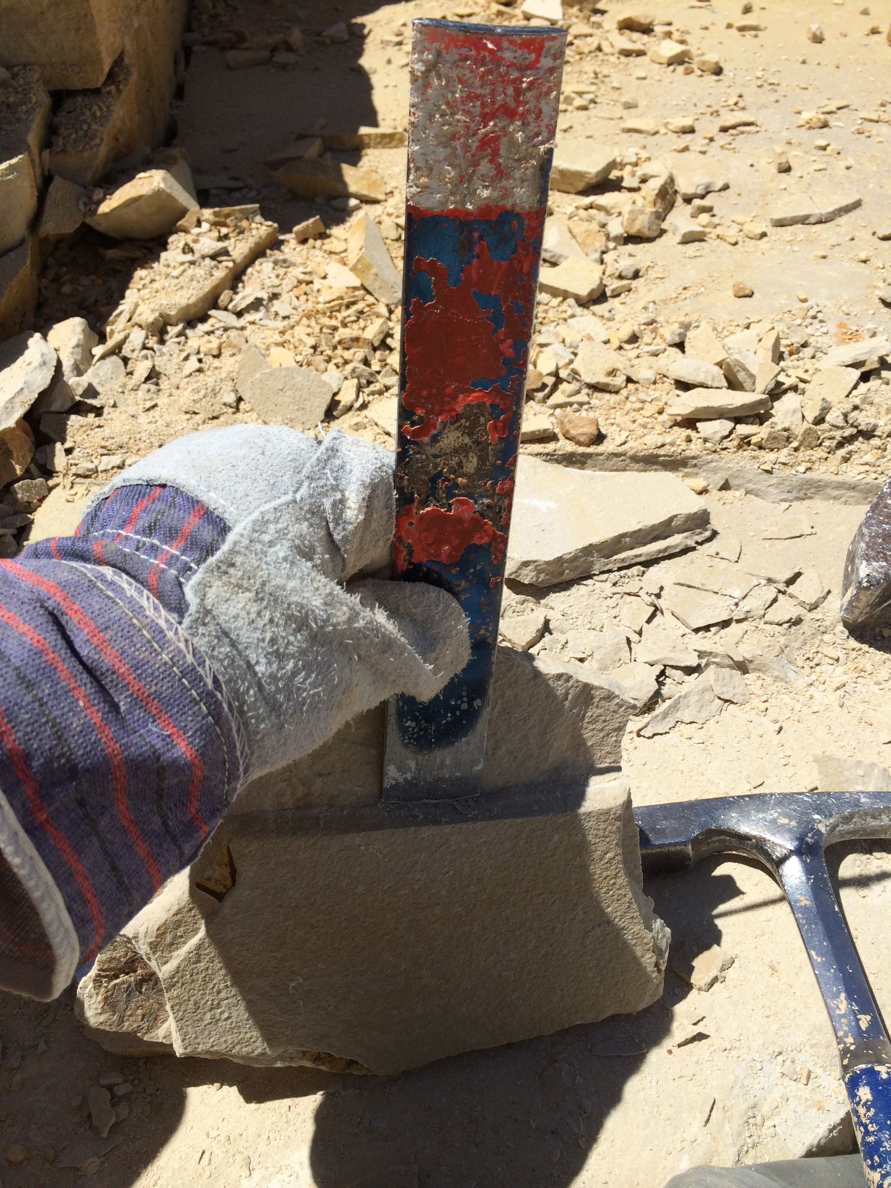 Split Limestone to Find Fossils!! : 4 Steps (with Pictures) - Instructables