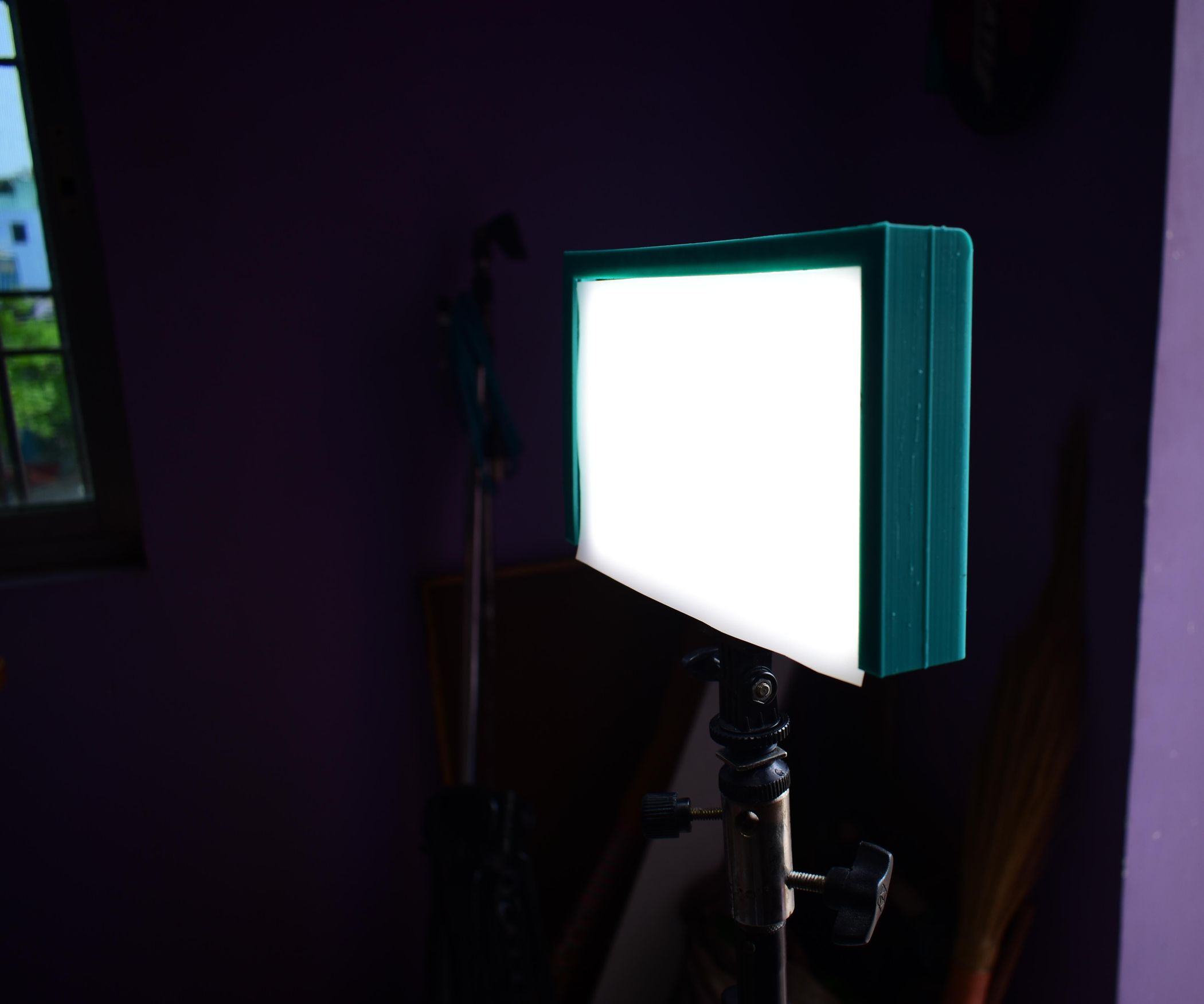 Light Diffuser for Video LED Lights : 4 Steps - Instructables