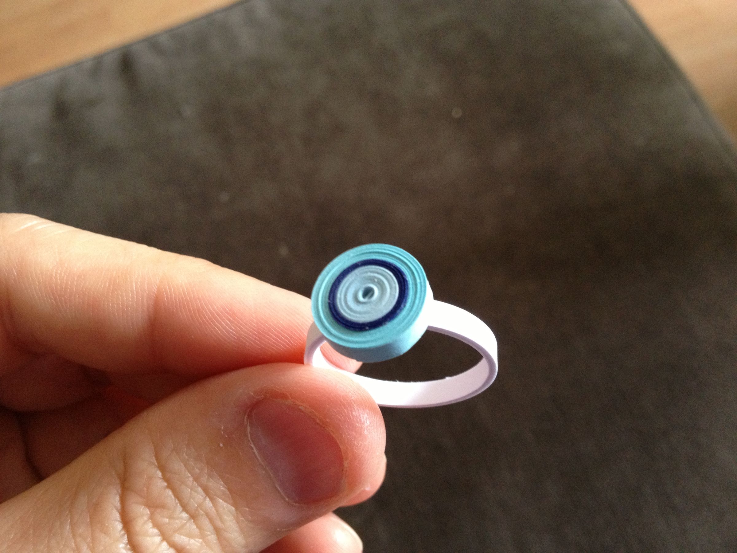 Quilled Paper Jewelry : 10 Steps (with Pictures) - Instructables