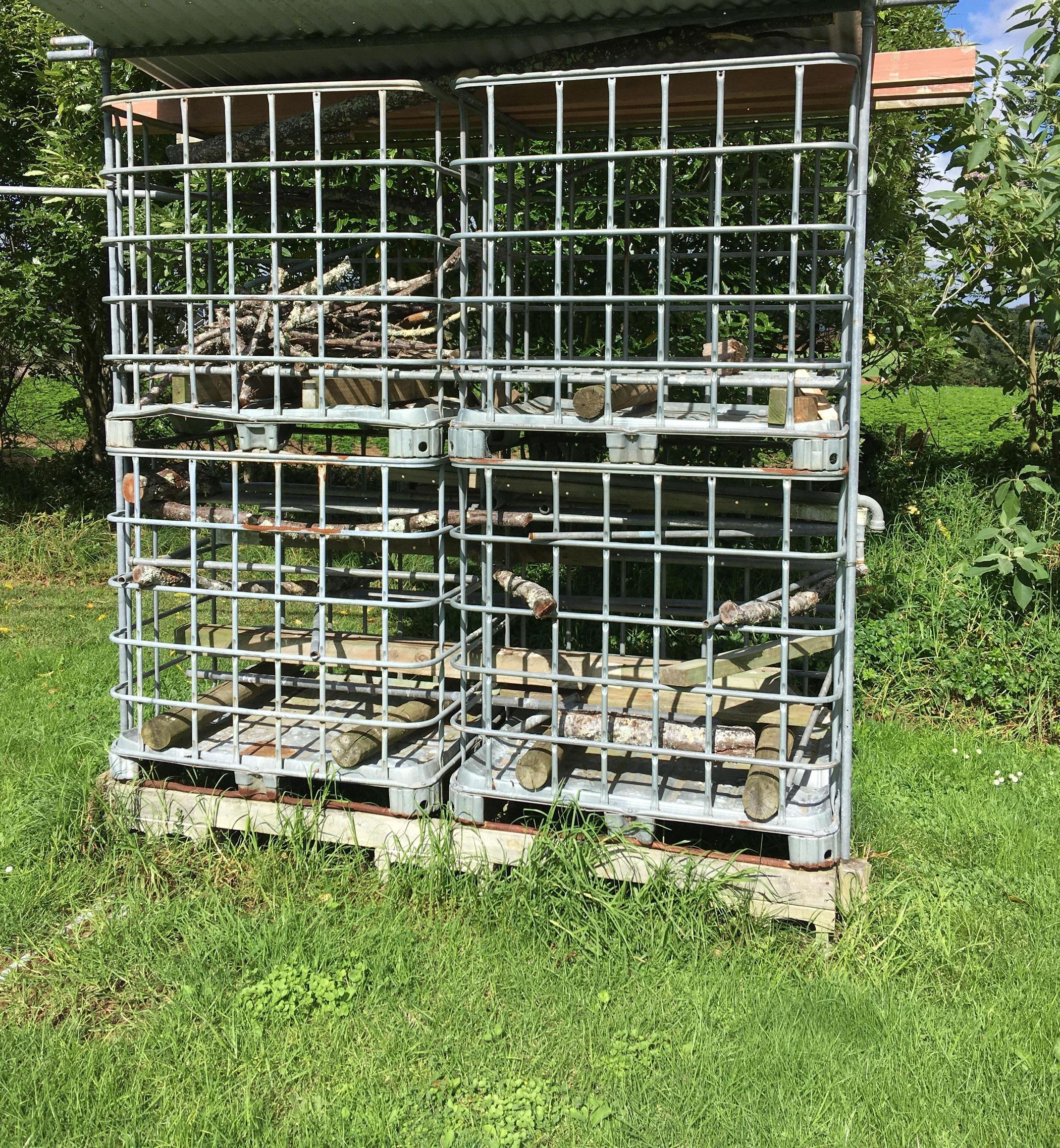 Firewood Storage From IBC Cages : 6 Steps (with Pictures) - Instructables