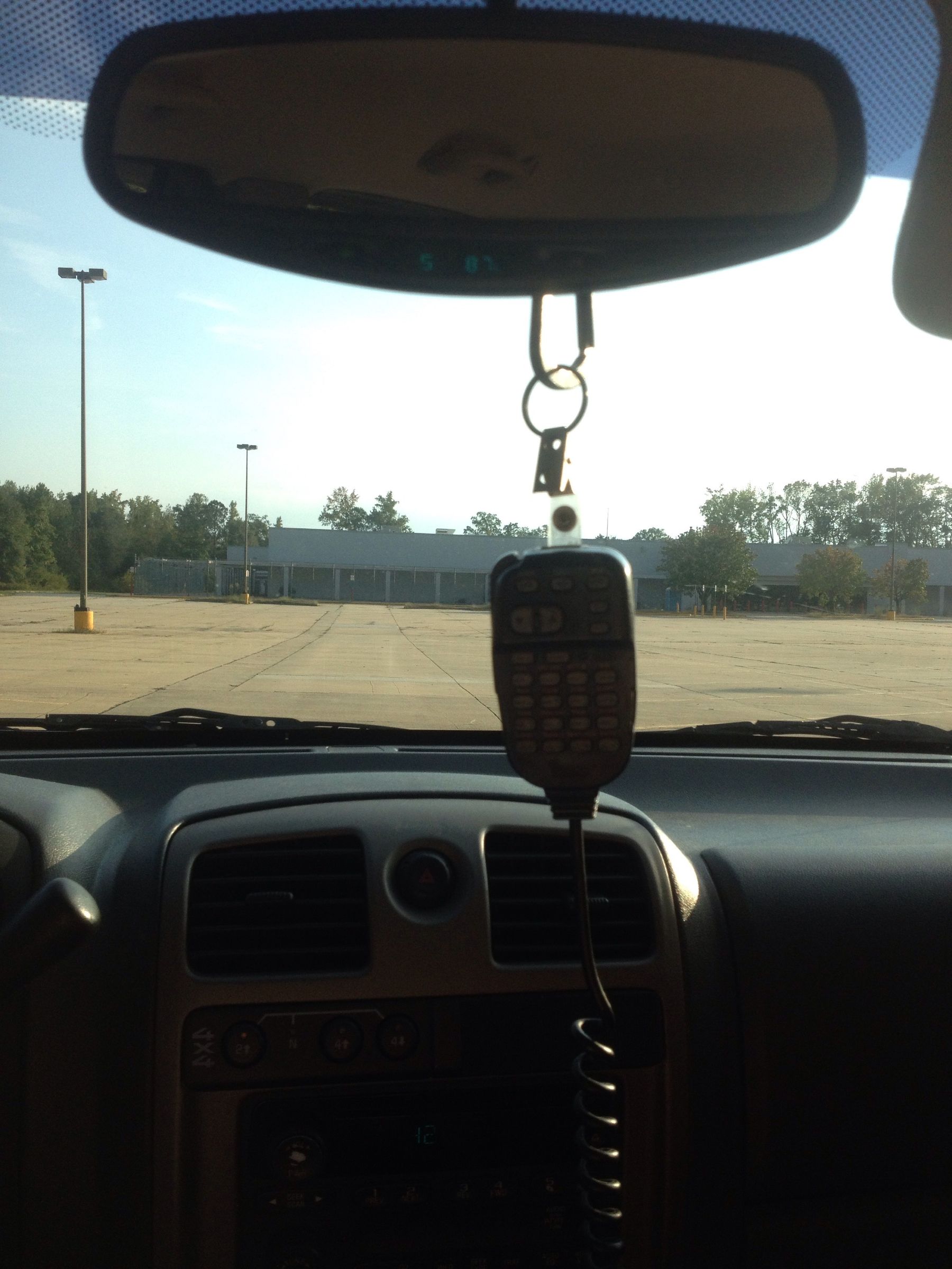 Ham / CB Radio Mount : 5 Steps - Instructables