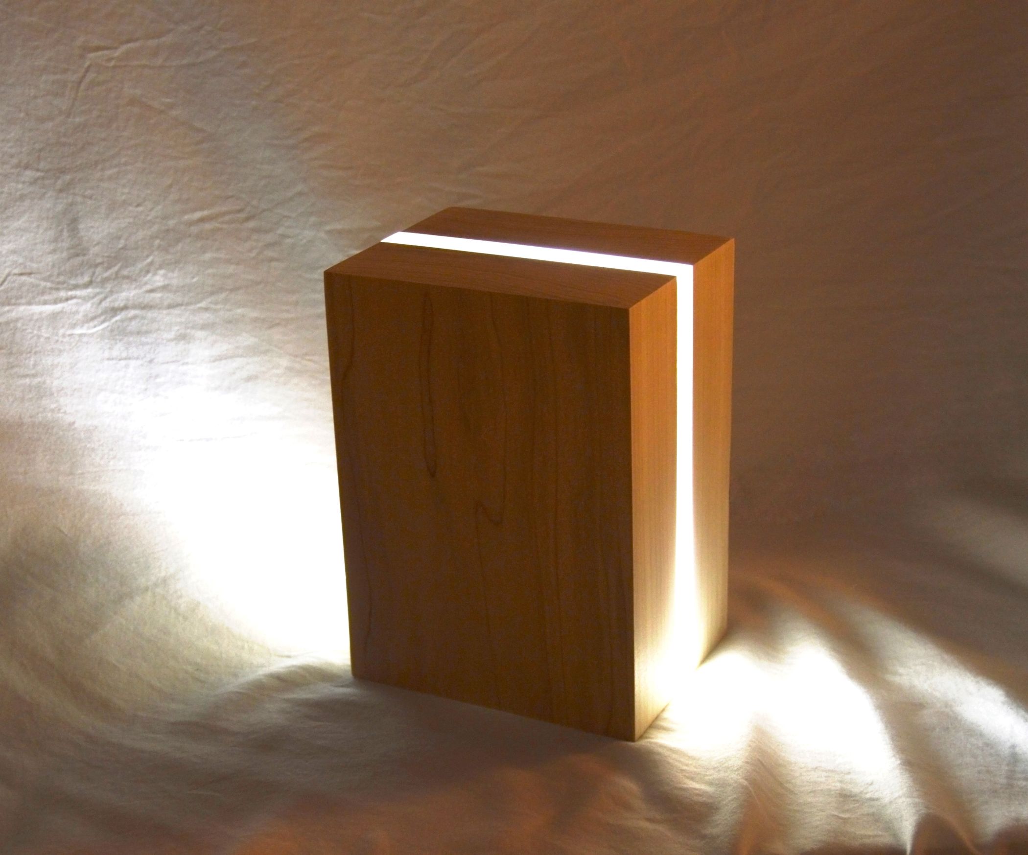 Modern Bedside Lamp From Scraps : 8 Steps (with Pictures) - Instructables