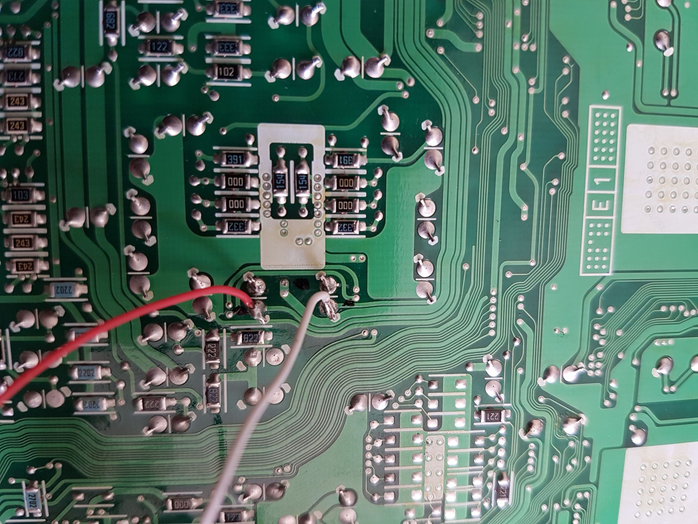 $1 AUX Stereo Input Hack : 9 Steps (with Pictures) - Instructables