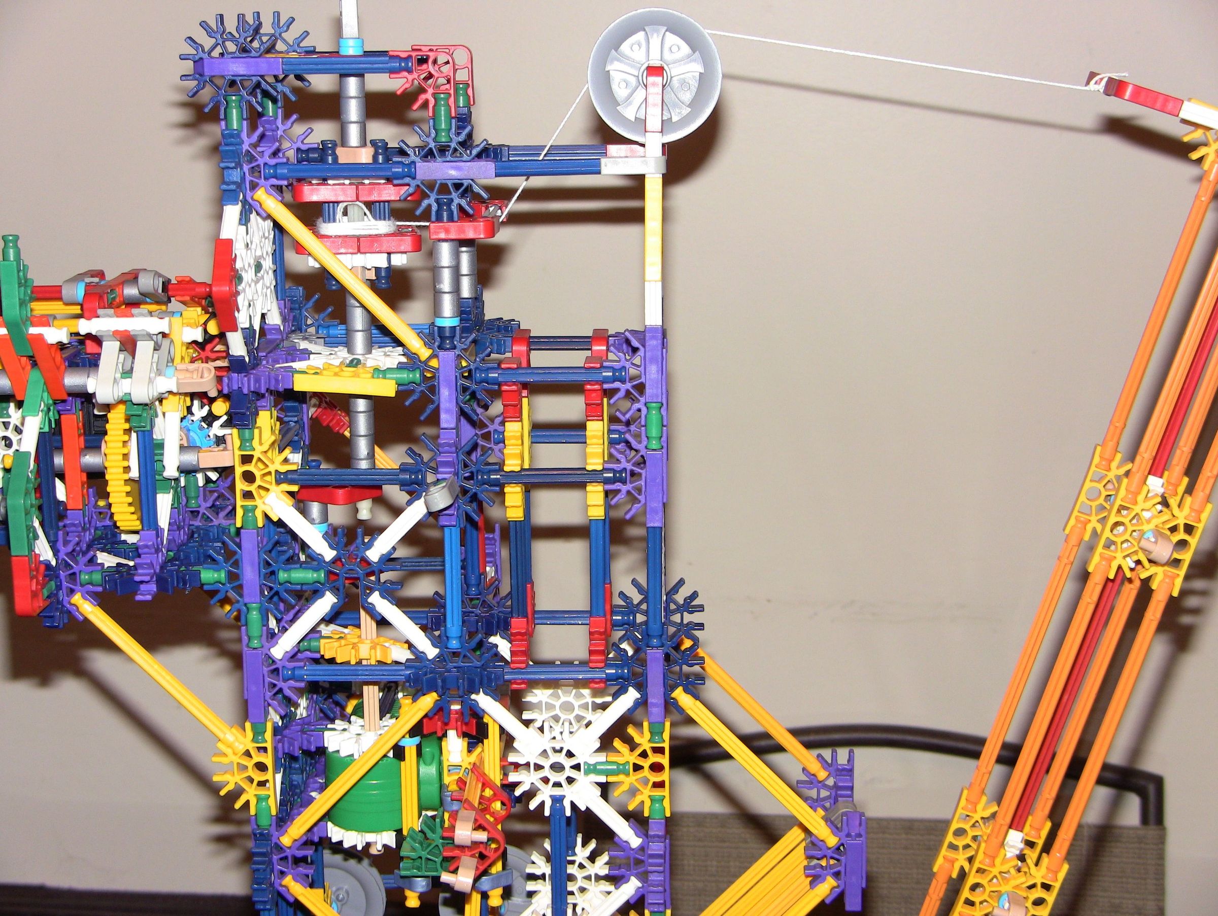 Knex Automatic Drawbridge Element : 7 Steps - Instructables