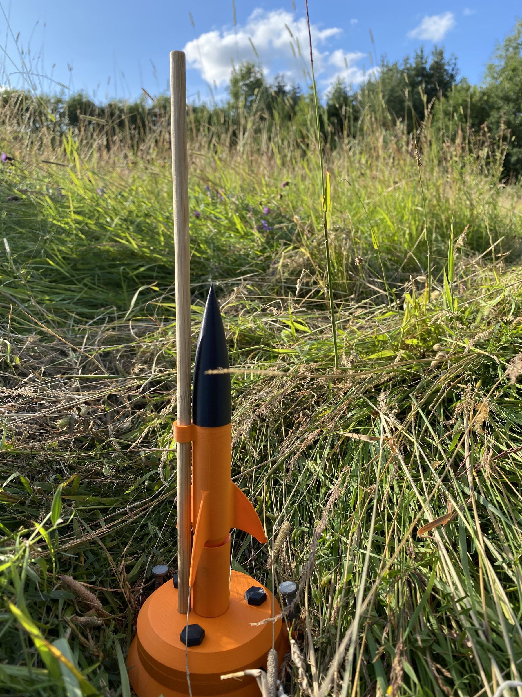 3D Printed CO2 Canister Rockets and Launchpad : 10 Steps (with Pictures ...