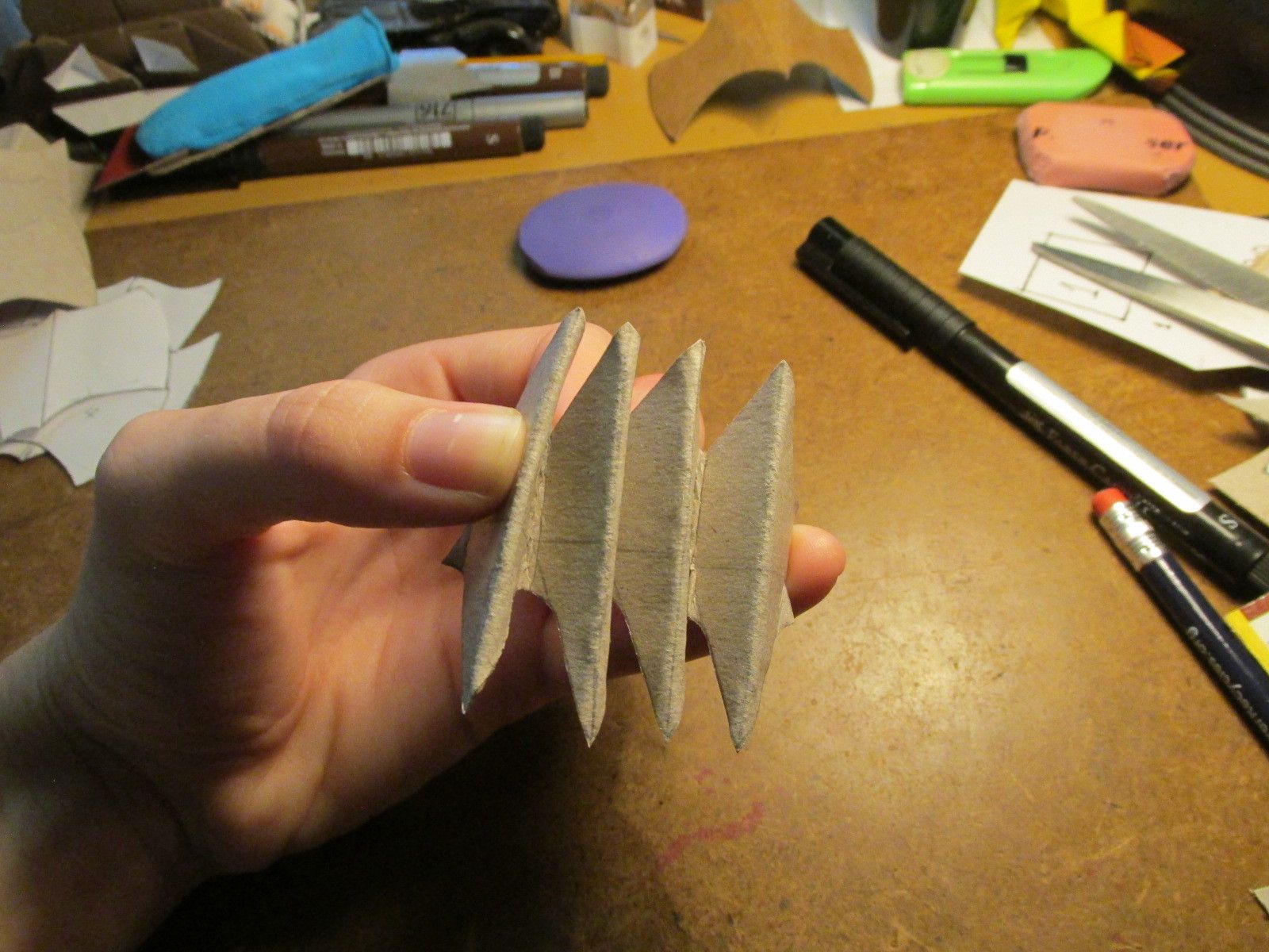 How to Make the Witch King of Angmar's Gauntlets : 13 Steps (with ...