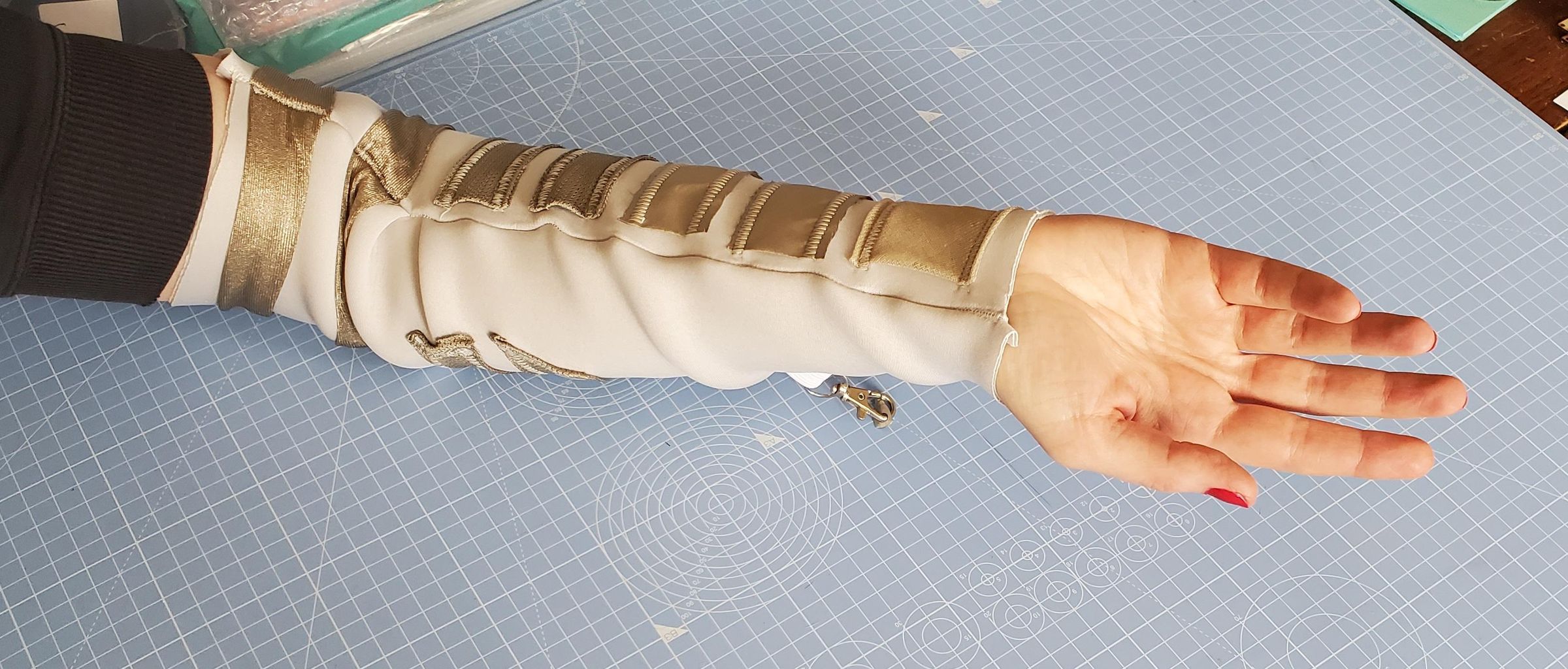 Touch Me! Open Universal Input Sleeve {OUIS} : 12 Steps (with Pictures ...
