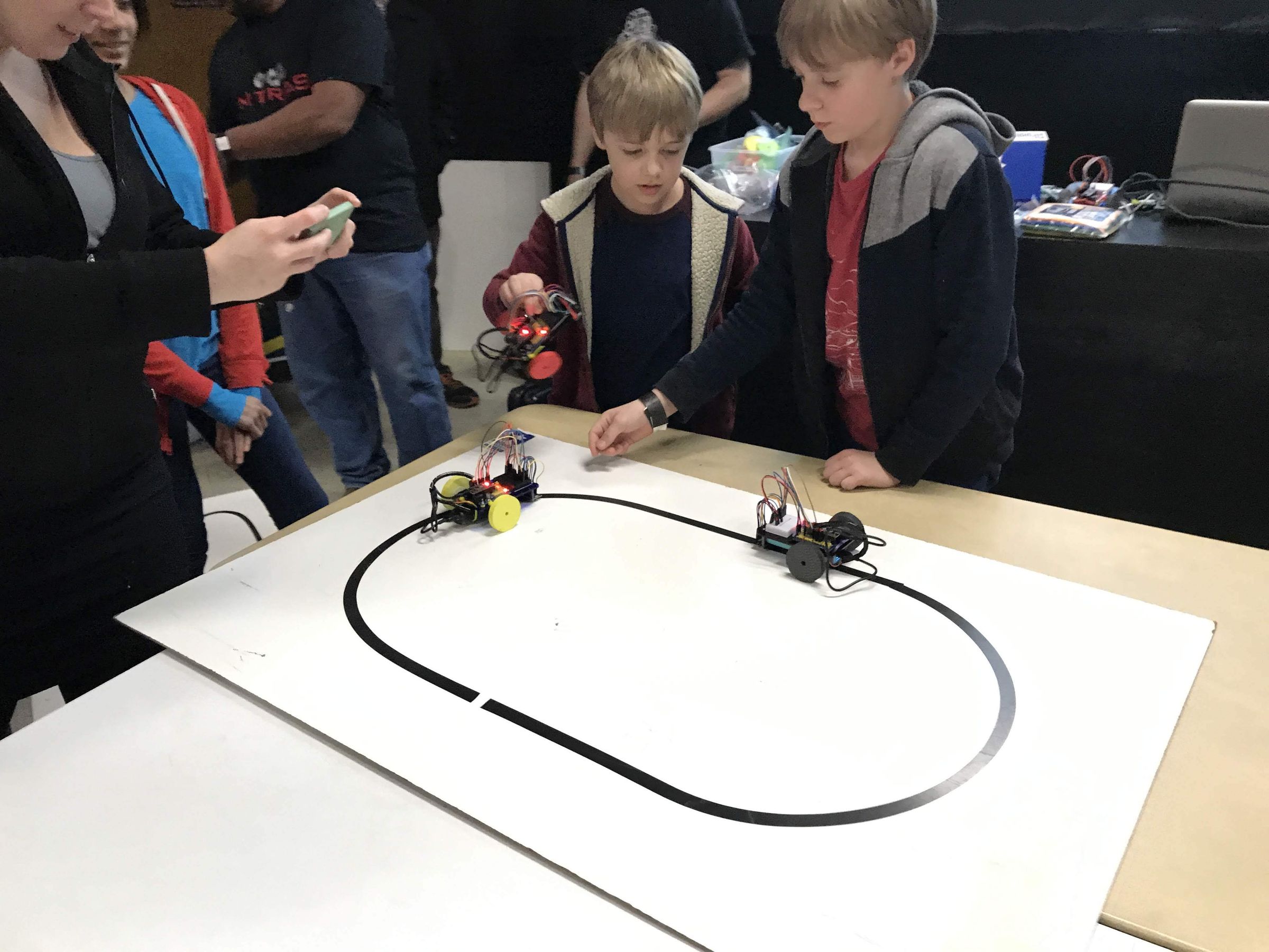 Simple "Robot Kit" for Clubs, Teachers Makerspaces Etc. : 18 Steps ...