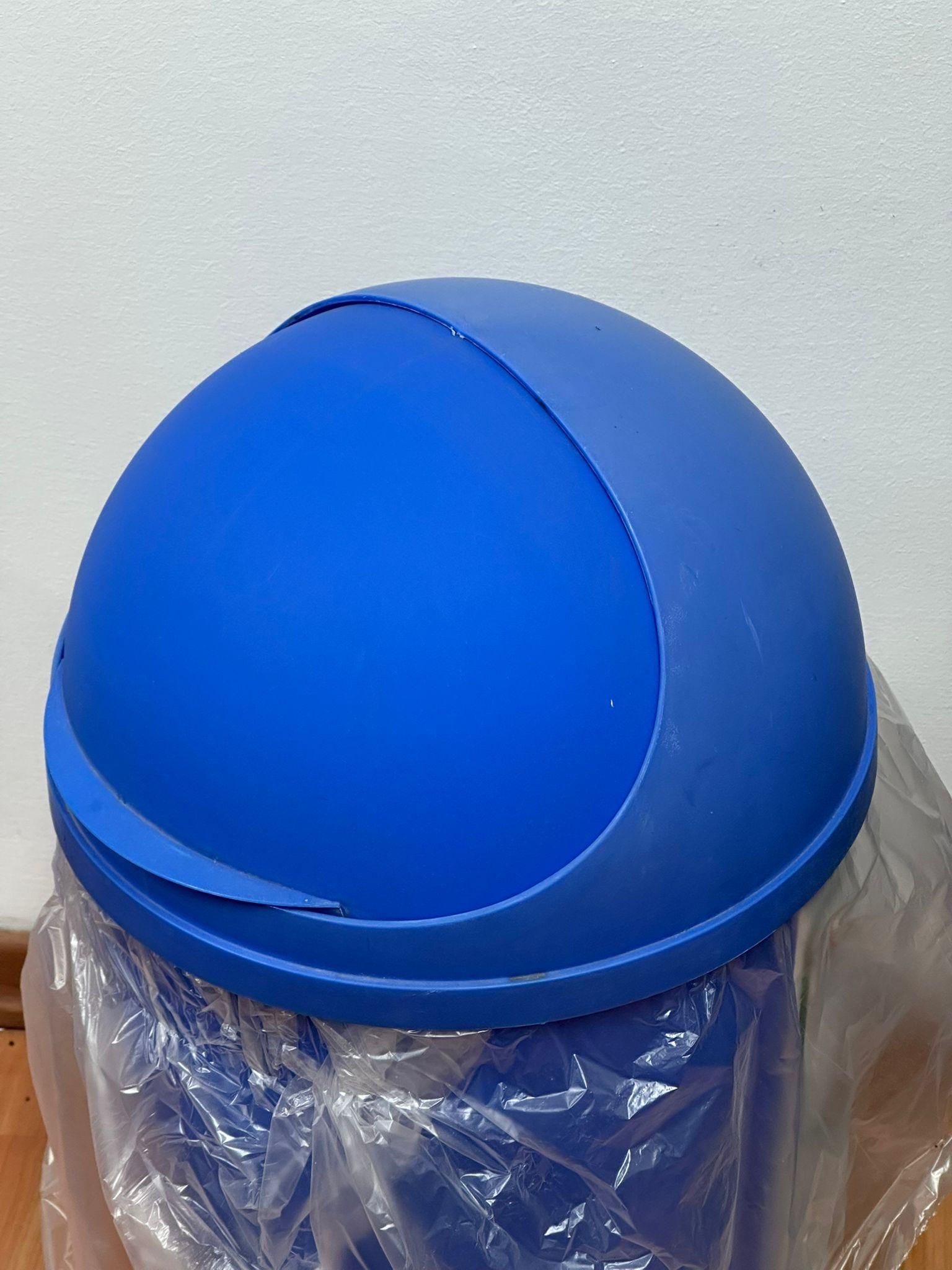 R2D2 Helmet From a Trash Can Cover : 4 Steps (with Pictures ...