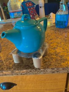 Water Bottle Table : 9 Steps - Instructables