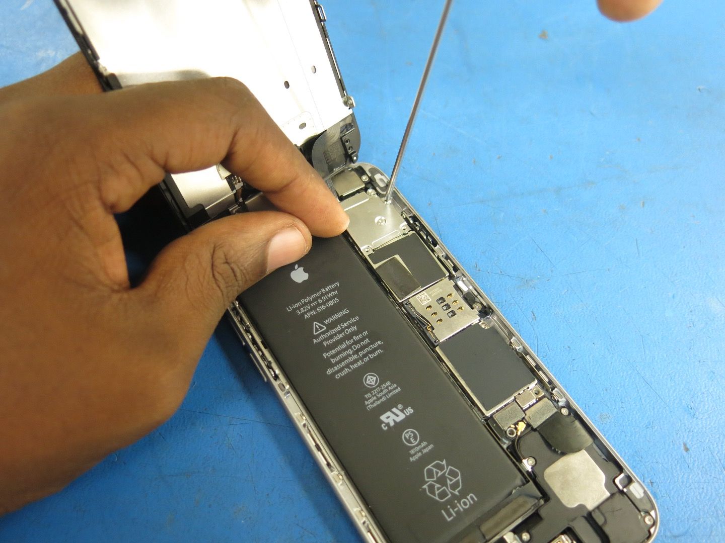 IPhone 6 Rear Camera Replacement : 18 Steps - Instructables
