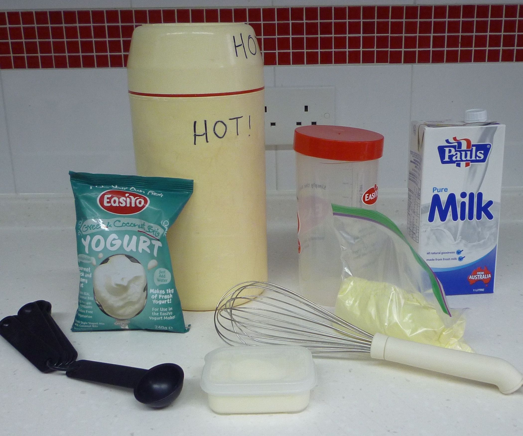 Easiyo Yogurt Maker Easiyo Greek Style Strawberry Flavoured Yogurt ...