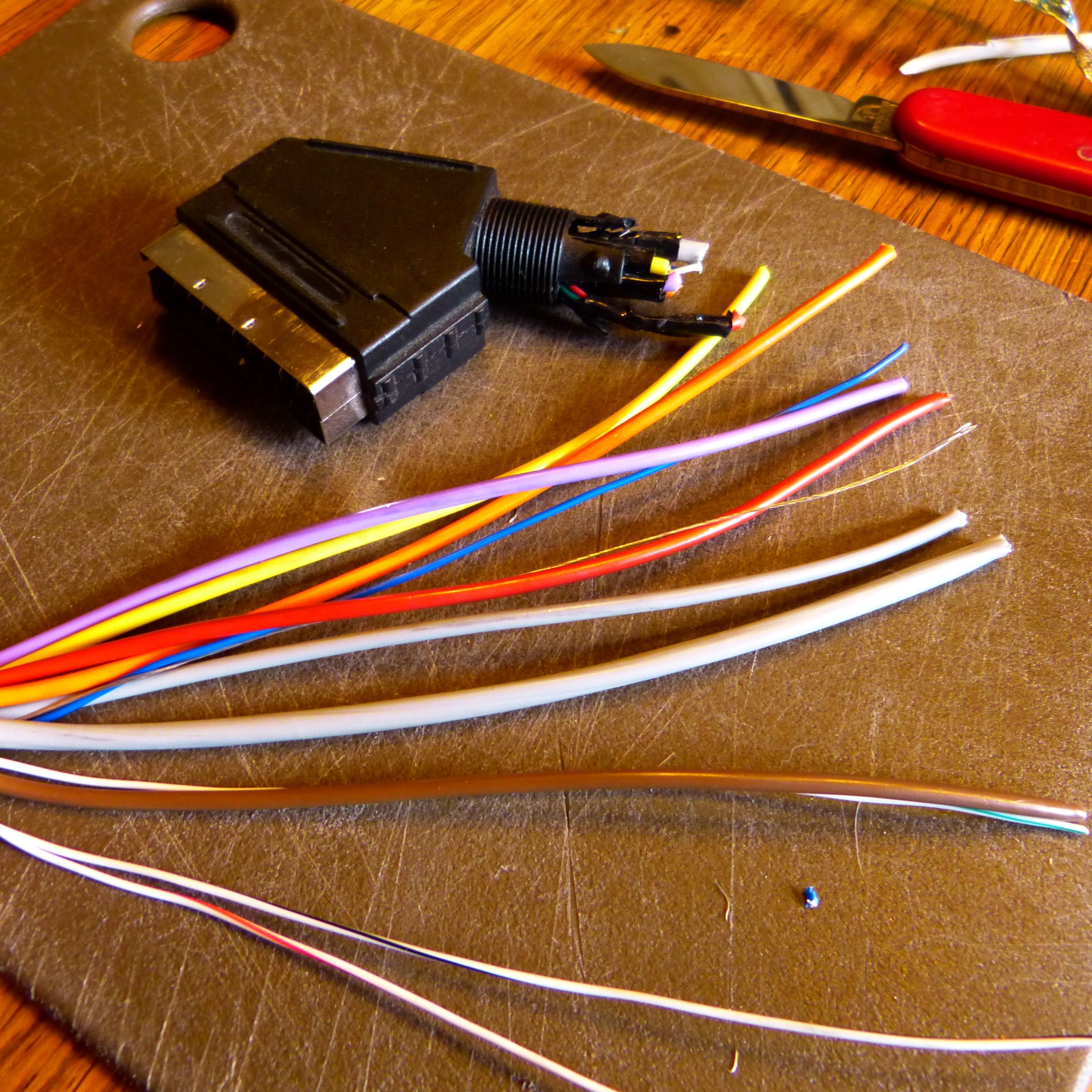 Jewelry From Old Cables : 7 Steps (with Pictures) - Instructables