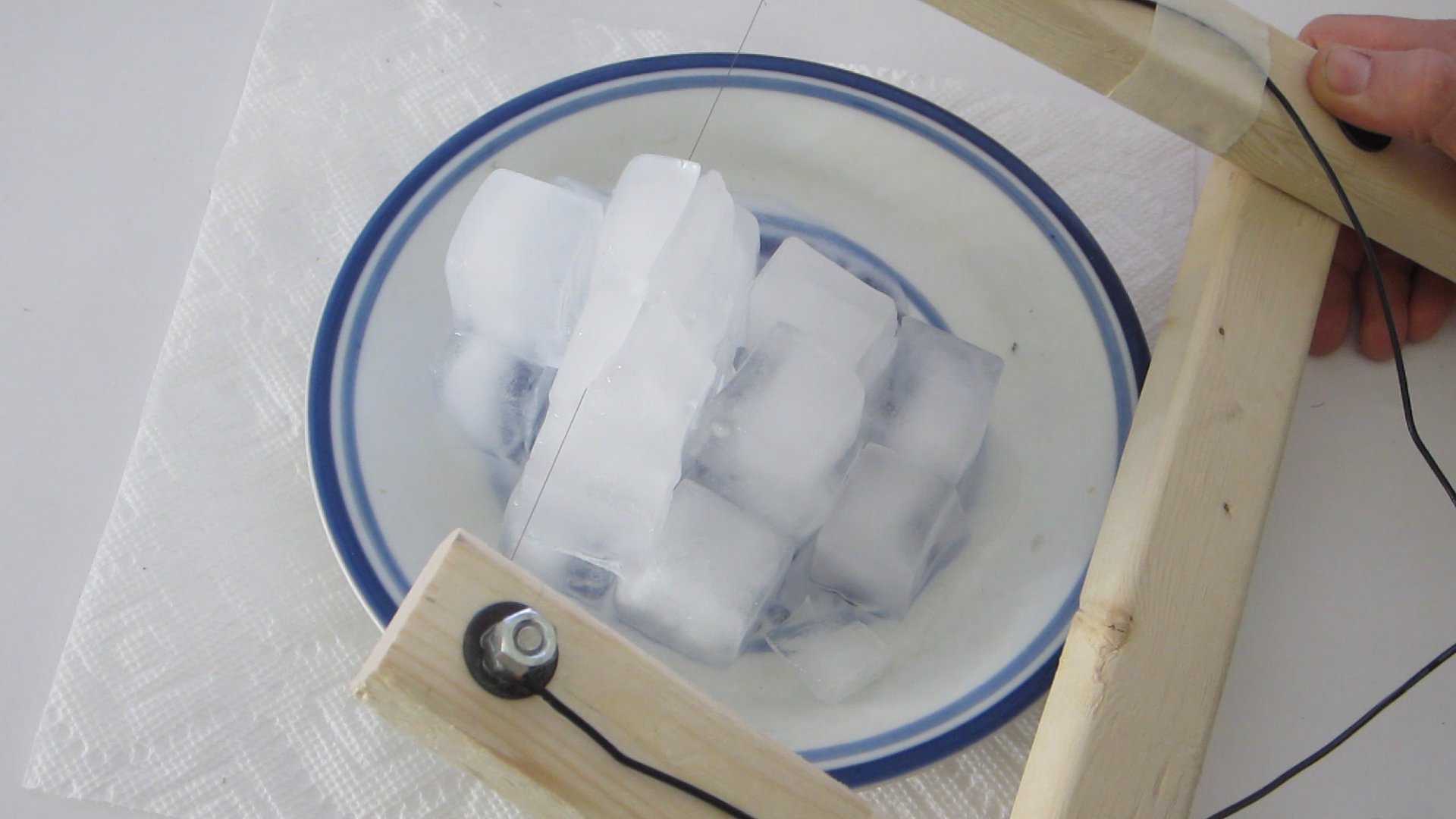 Hot Wire Ice Cutter : 10 Steps (with Pictures) - Instructables
