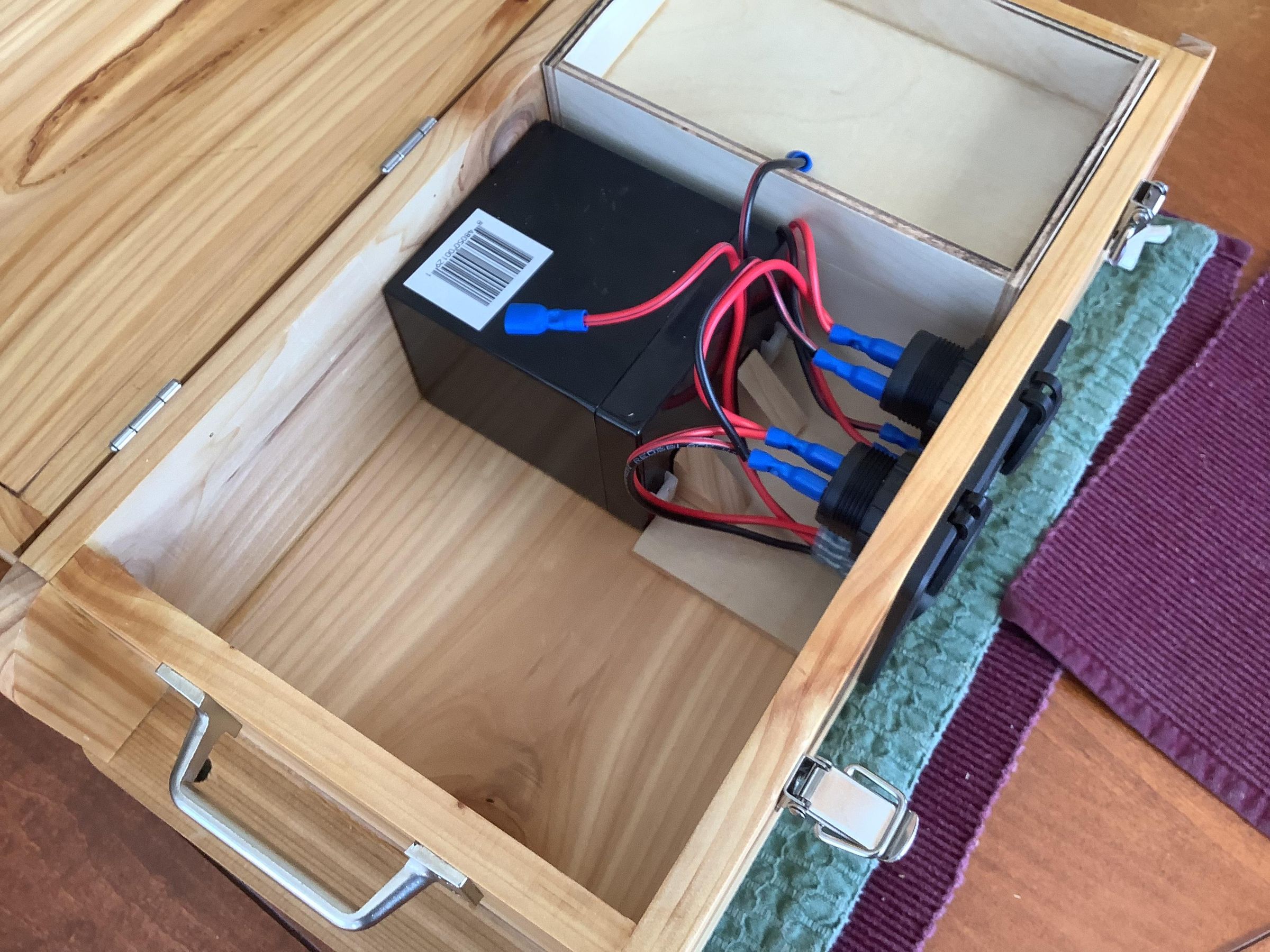 Cedar Power/Tackle Box for Kayak Fishing : 14 Steps (with Pictures ...