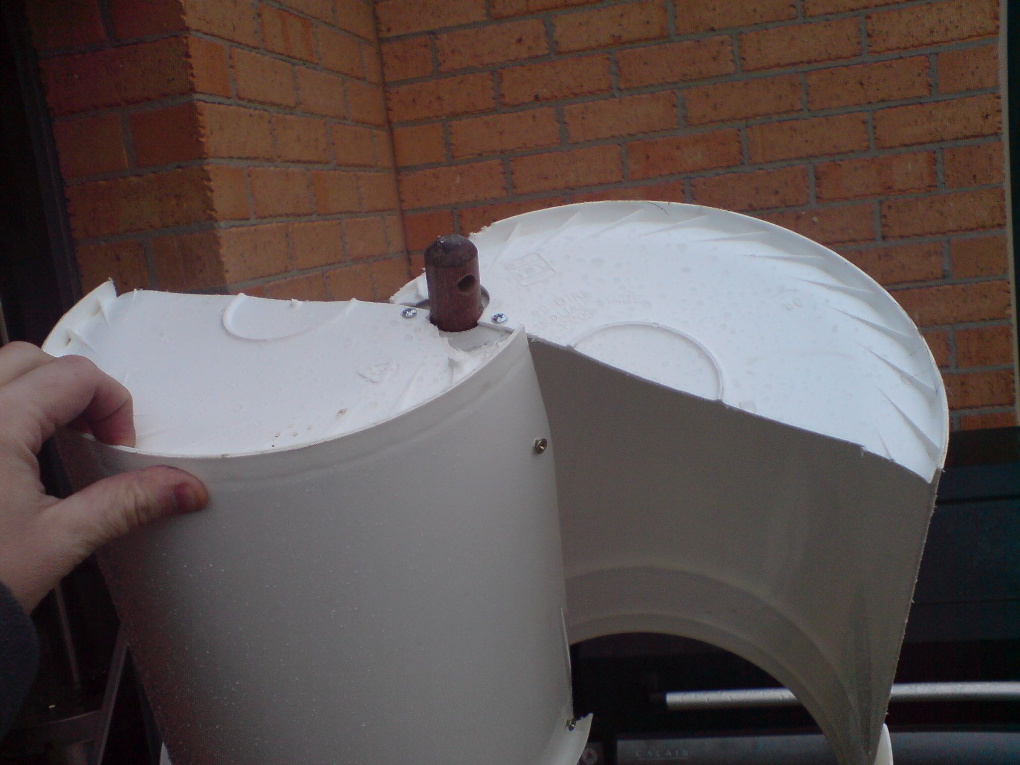 Build Your Own Savonius VAWT (Vertical Axis Wind Turbine) : 8 Steps ...