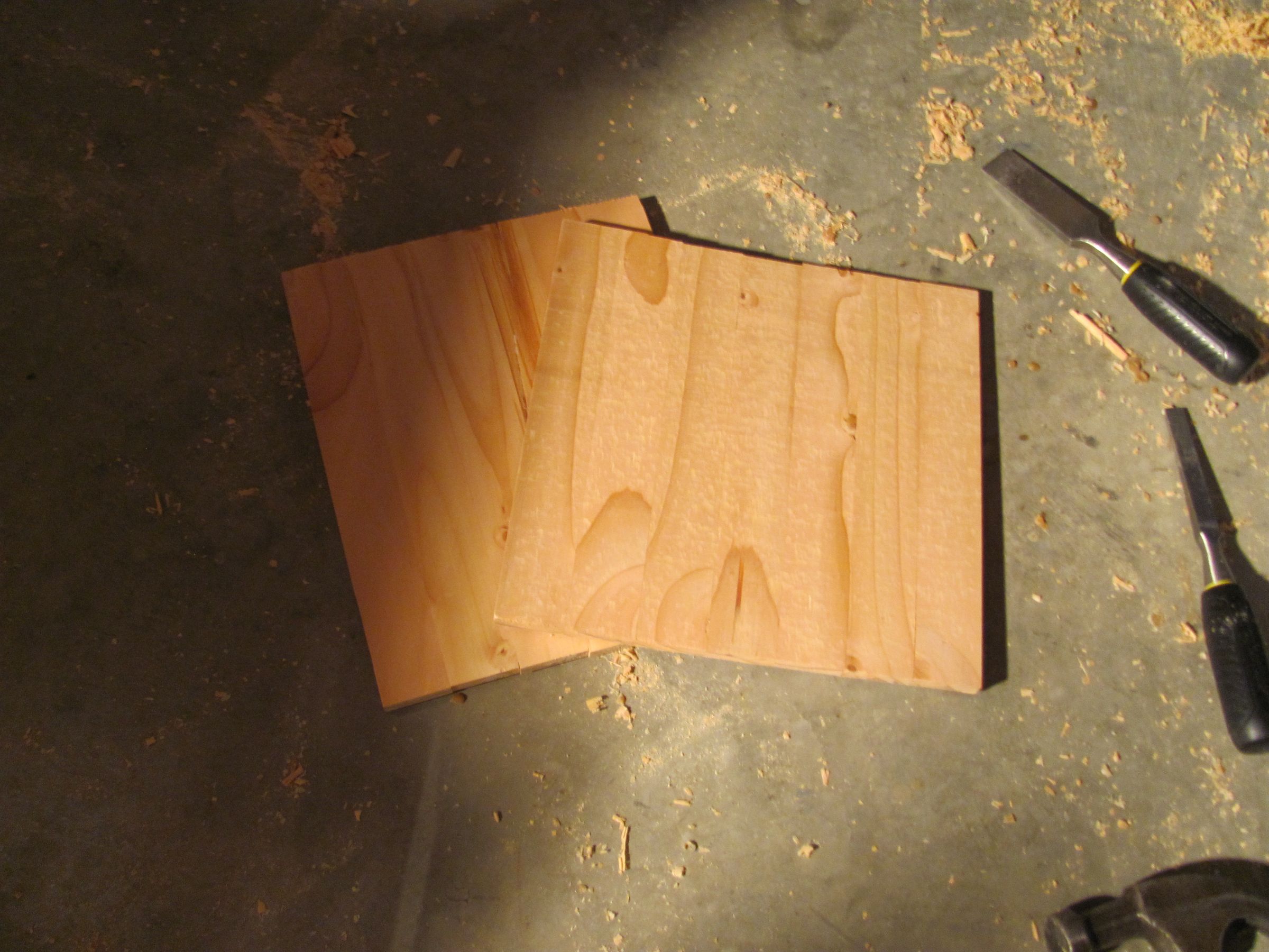 2x12 End Table With HDPE Knob : 12 Steps (with Pictures) - Instructables