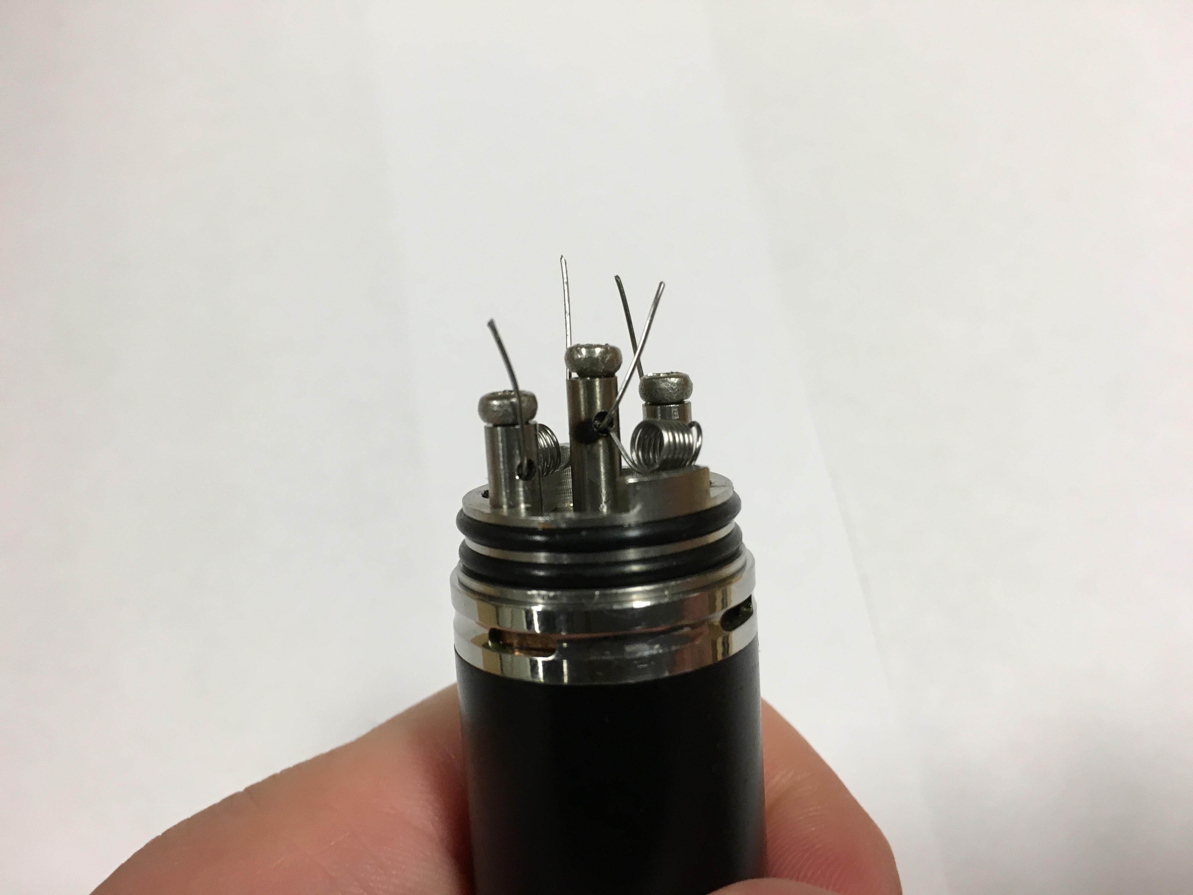 Building a Simple RDA Dual Coil : 10 Steps - Instructables