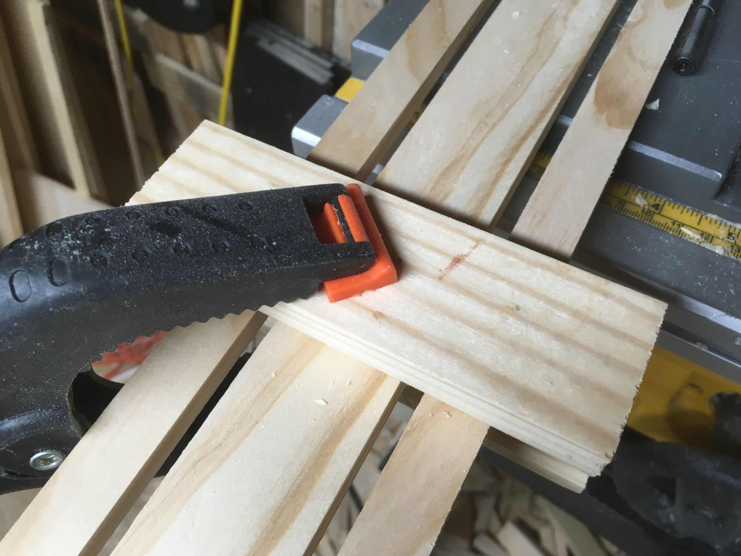 Wall Easel : 38 Steps (with Pictures) - Instructables