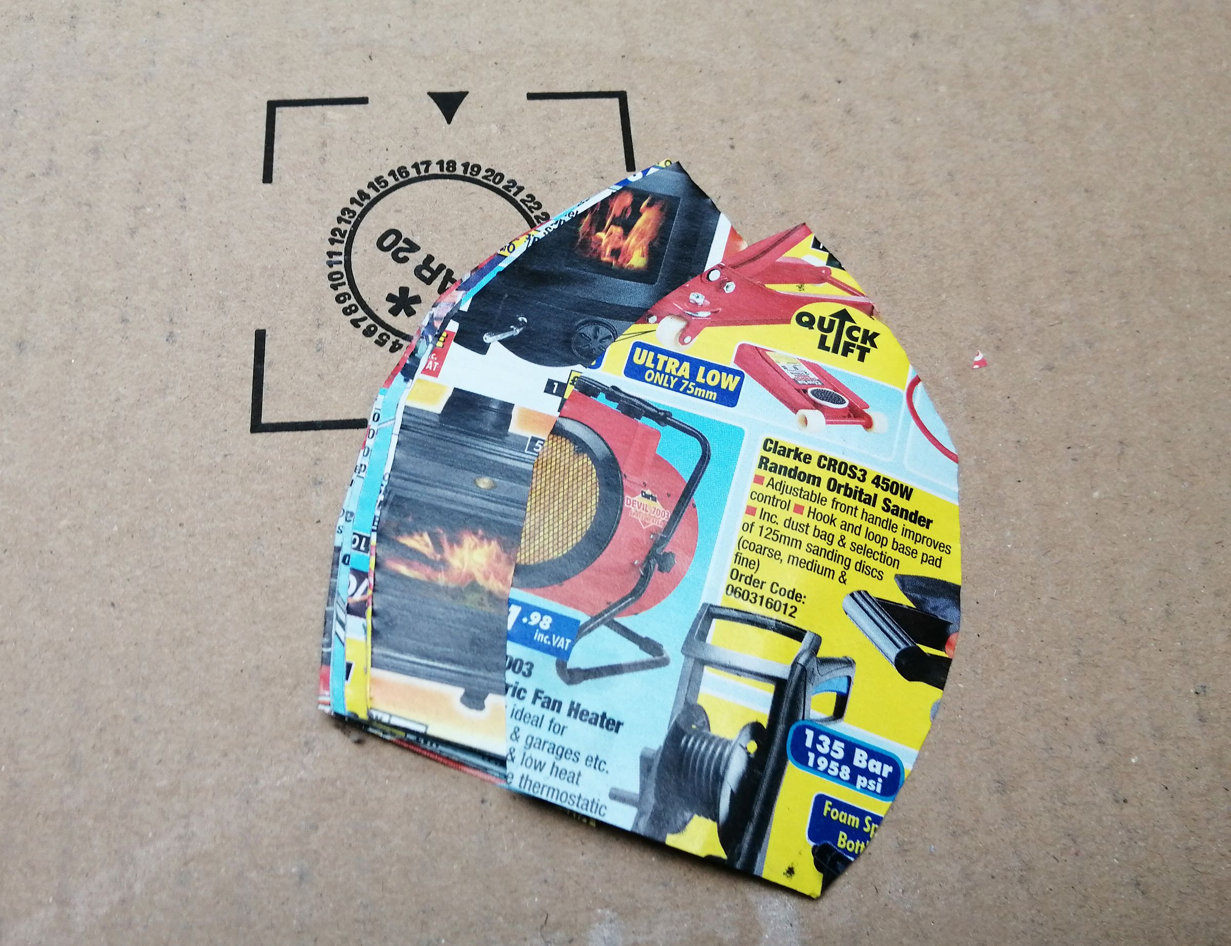 Junk Mail Flower : 5 Steps (with Pictures) - Instructables