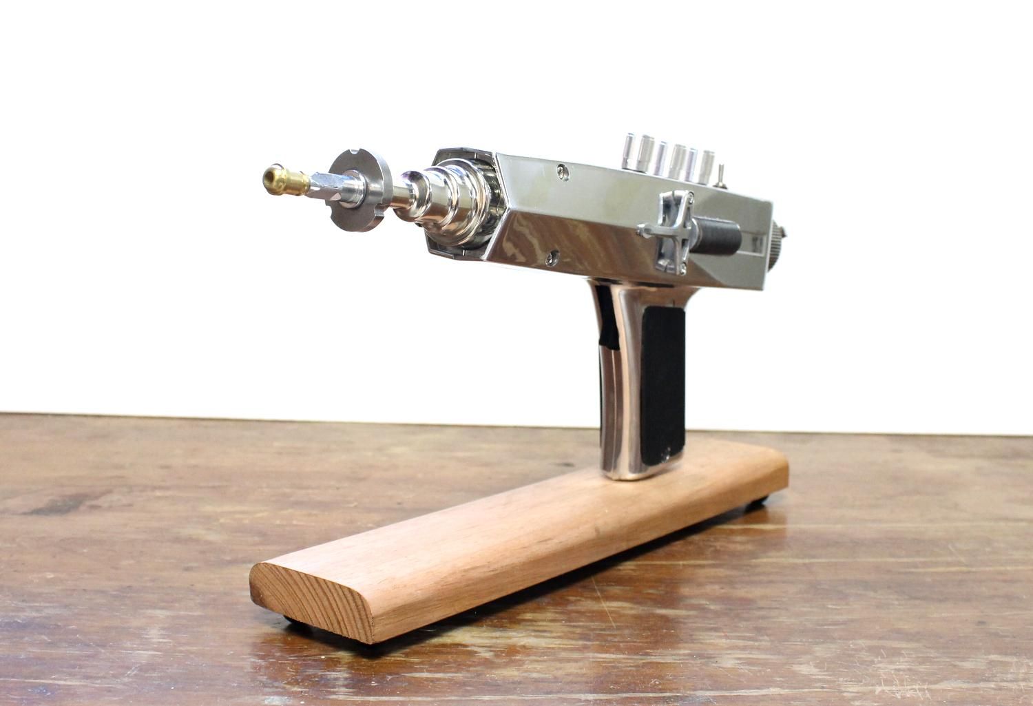 Build a Ray Gun With Sound Effects : 14 Steps (with Pictures ...