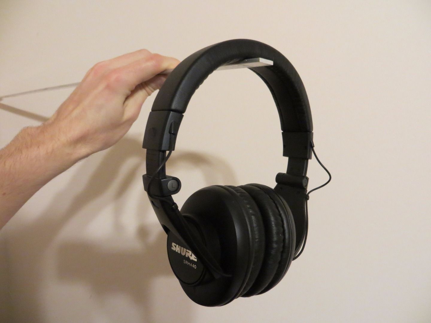 Headphone Wall Hook : 5 Steps (with Pictures) - Instructables