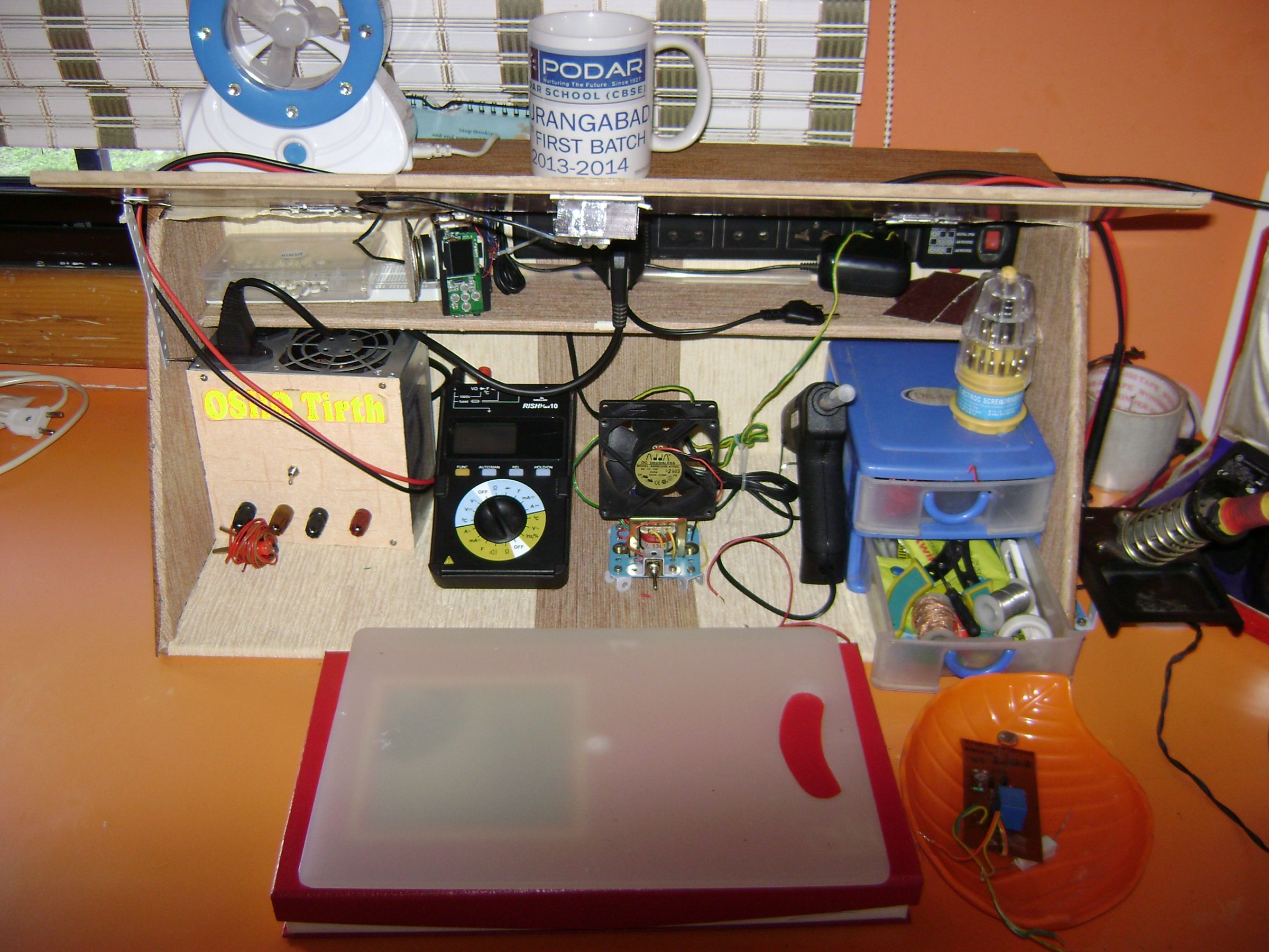 Portable Electronics Workstation / Workshop : 12 Steps - Instructables