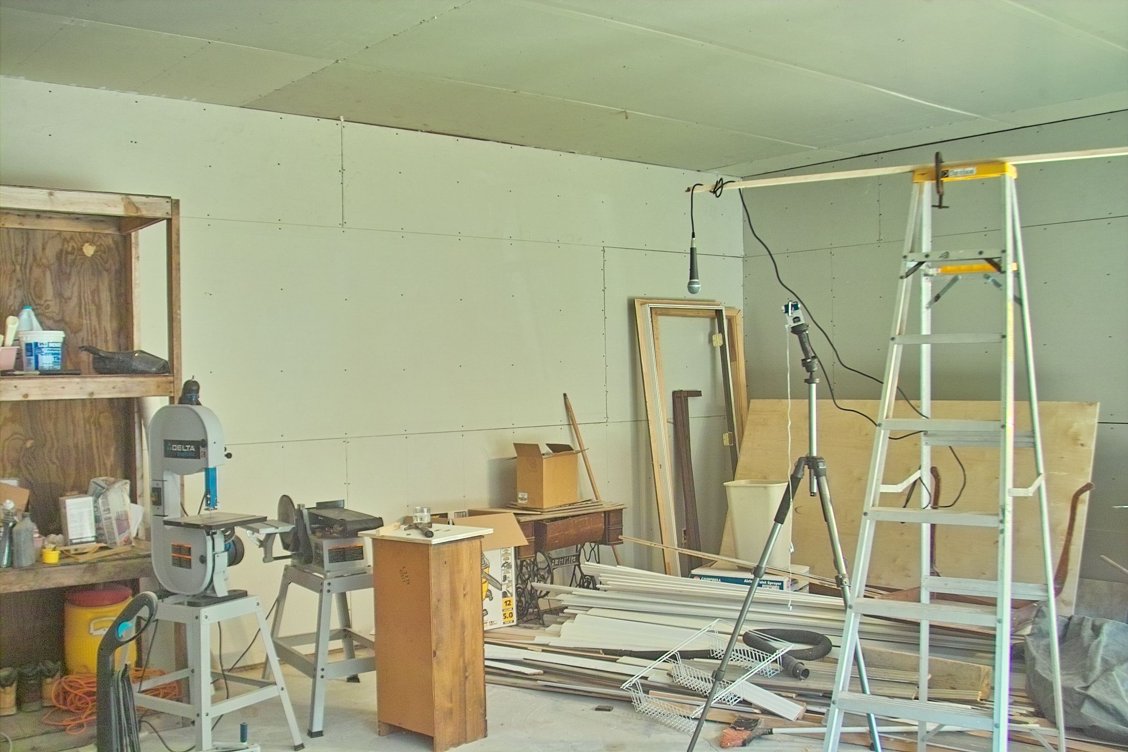 Make a Handy Razor Blade Scraper From a Scrap of Wood : 4 Steps ...