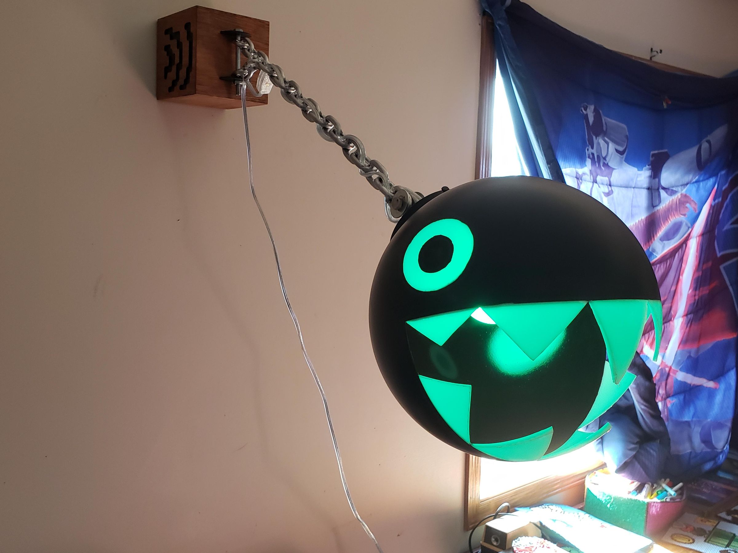 Chain Chomp Wall Lamp : 10 Steps (with Pictures) - Instructables