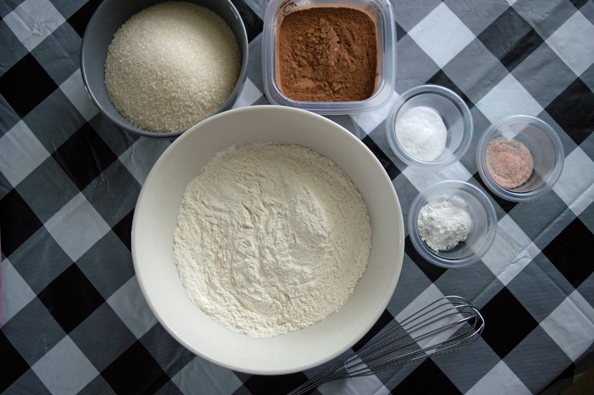 The Ultimate Substitution Cake : 20 Steps (with Pictures) - Instructables