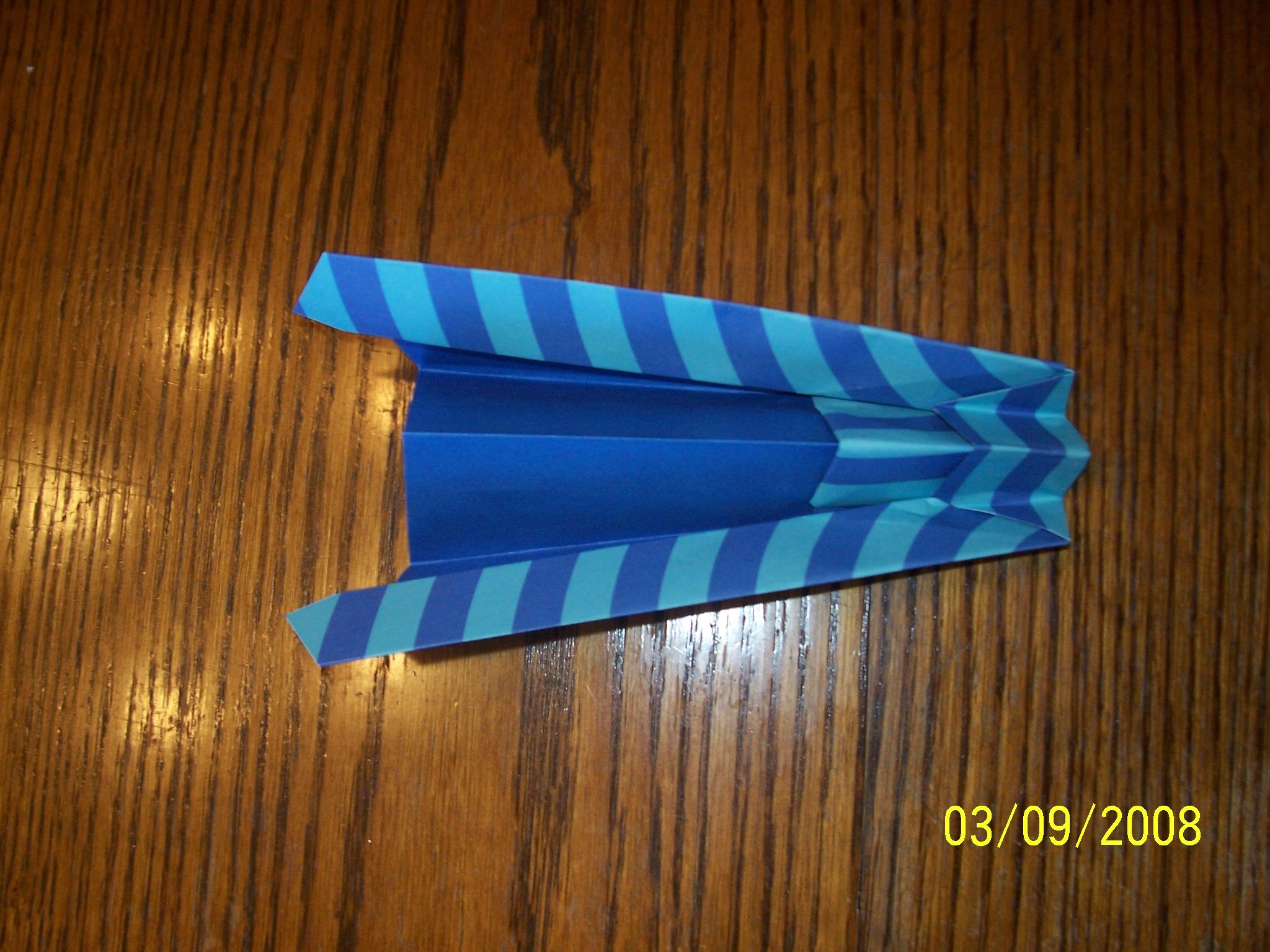 The Worlds Best Paper Airplane. the World Length Record Is 102 Feet ...