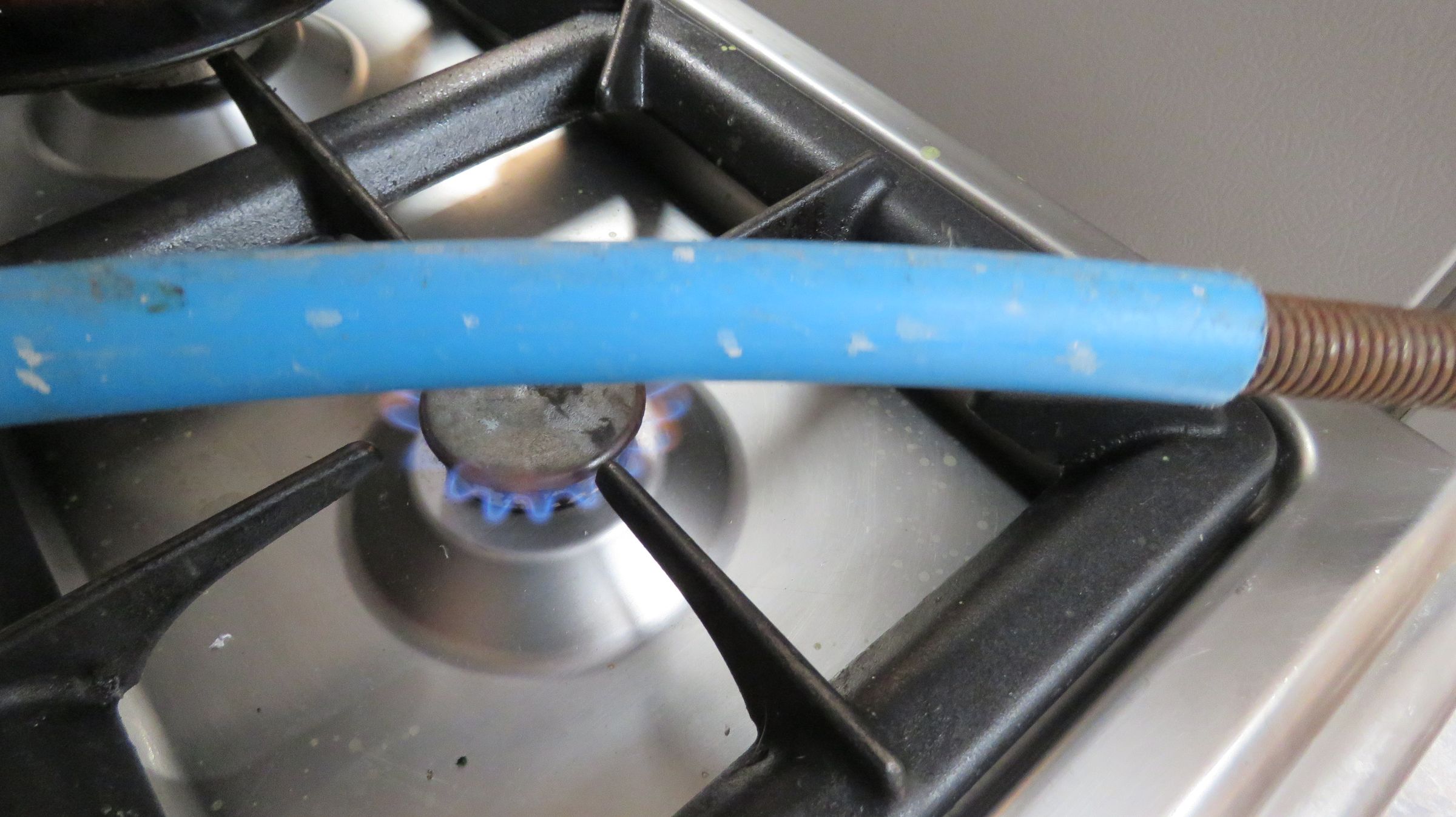 How to Bend Plastic Pipe Easiest Method : 4 Steps (with Pictures ...