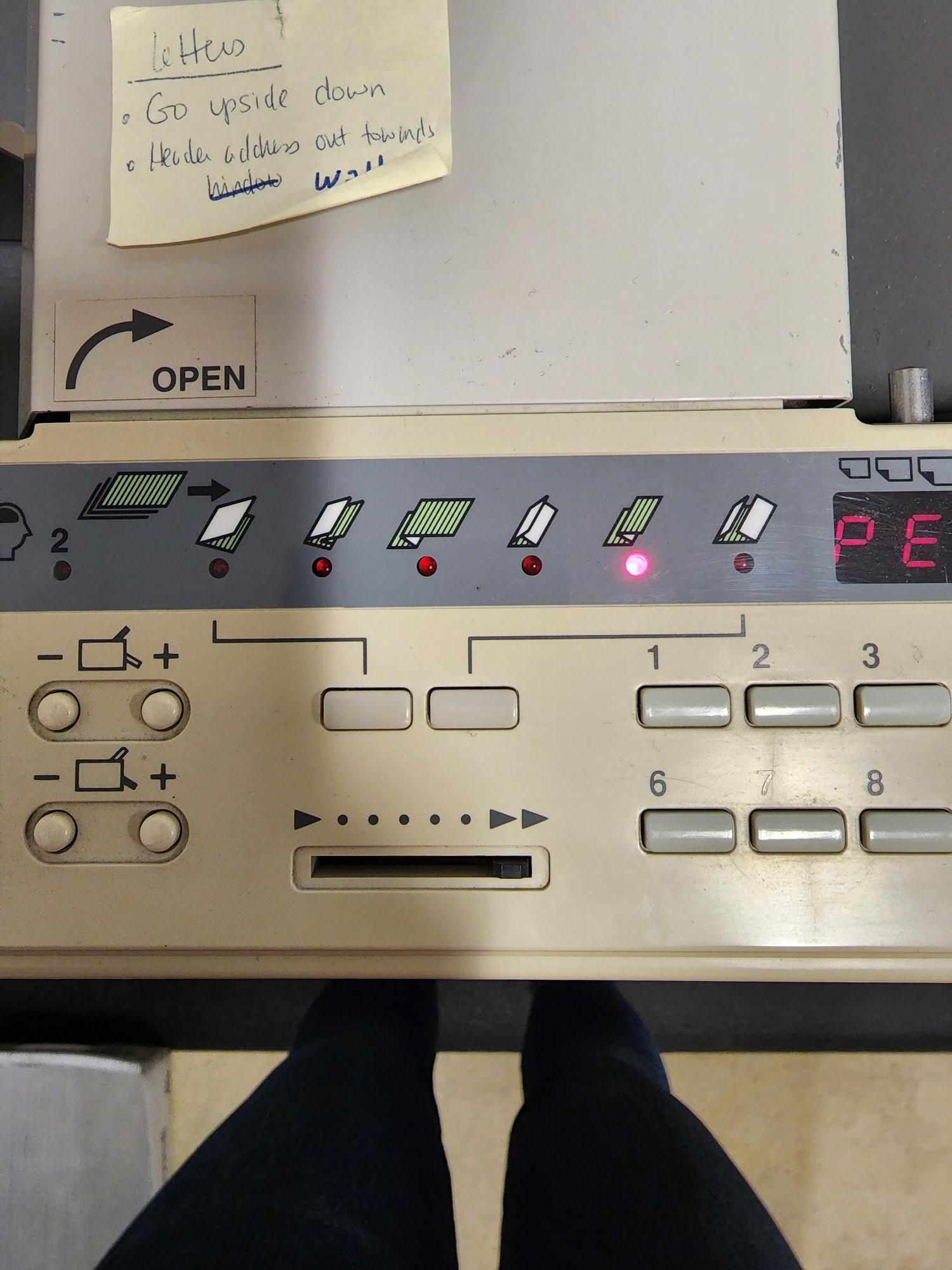 How to Create a "Z-Fold" Using a Duplo DF-520 Folding Machine : 9 Steps ...