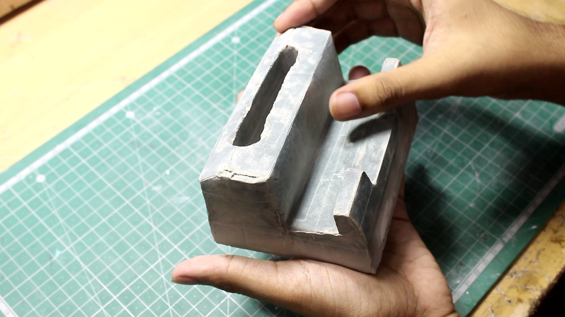 Concrete Calendar With Dedicated Phone Stand : 8 Steps (with Pictures ...