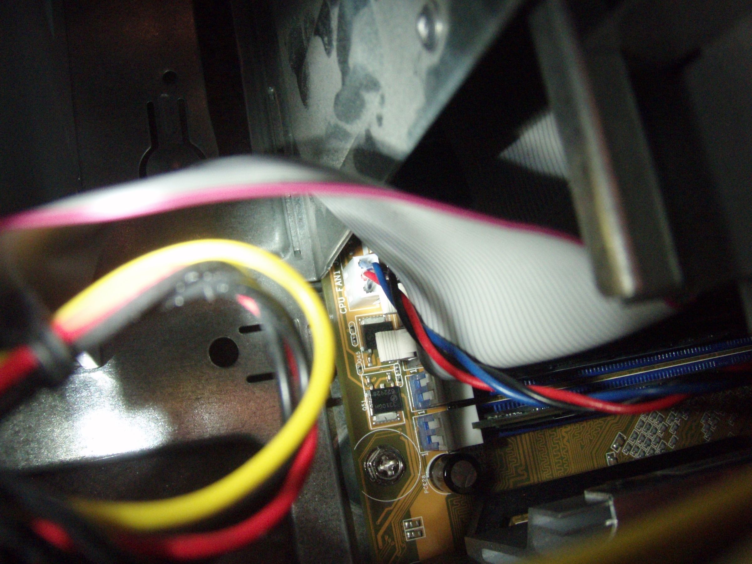 How to Disassemble a Computer : 16 Steps (with Pictures) - Instructables