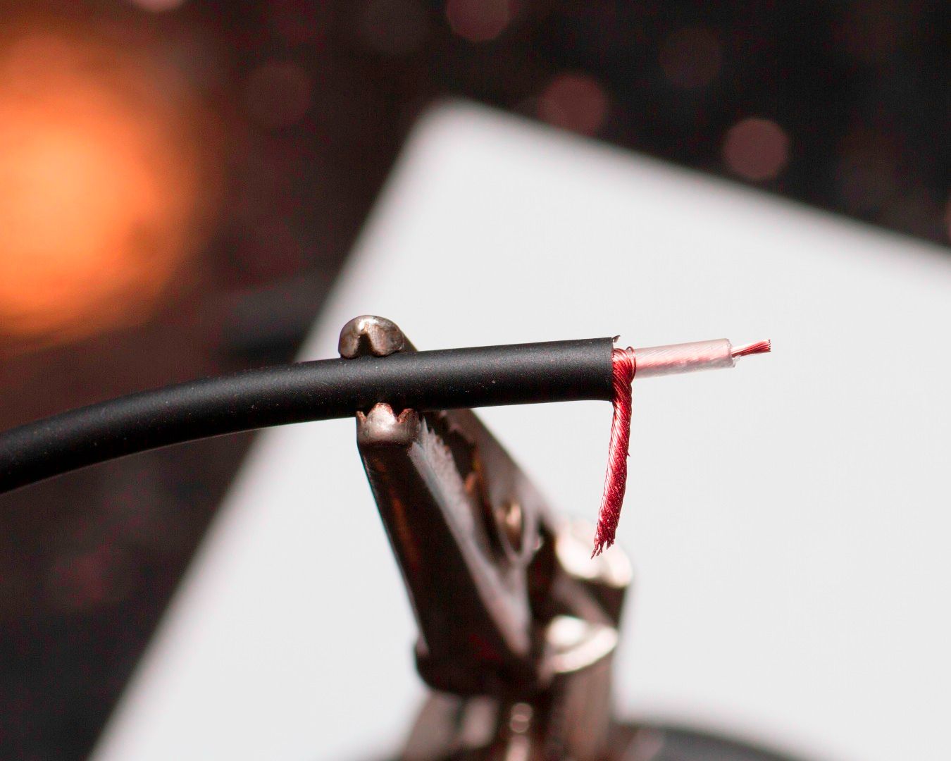 Build Lavalier or Lapel Microphones : 6 Steps (with Pictures ...