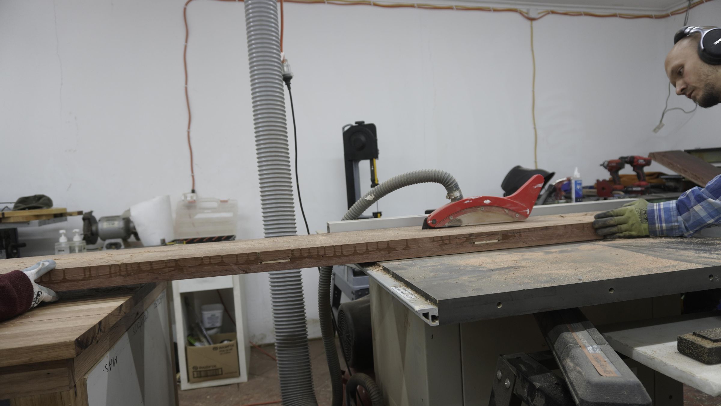 Industrial-style Metal and Timber Study Desk : 5 Steps (with Pictures ...