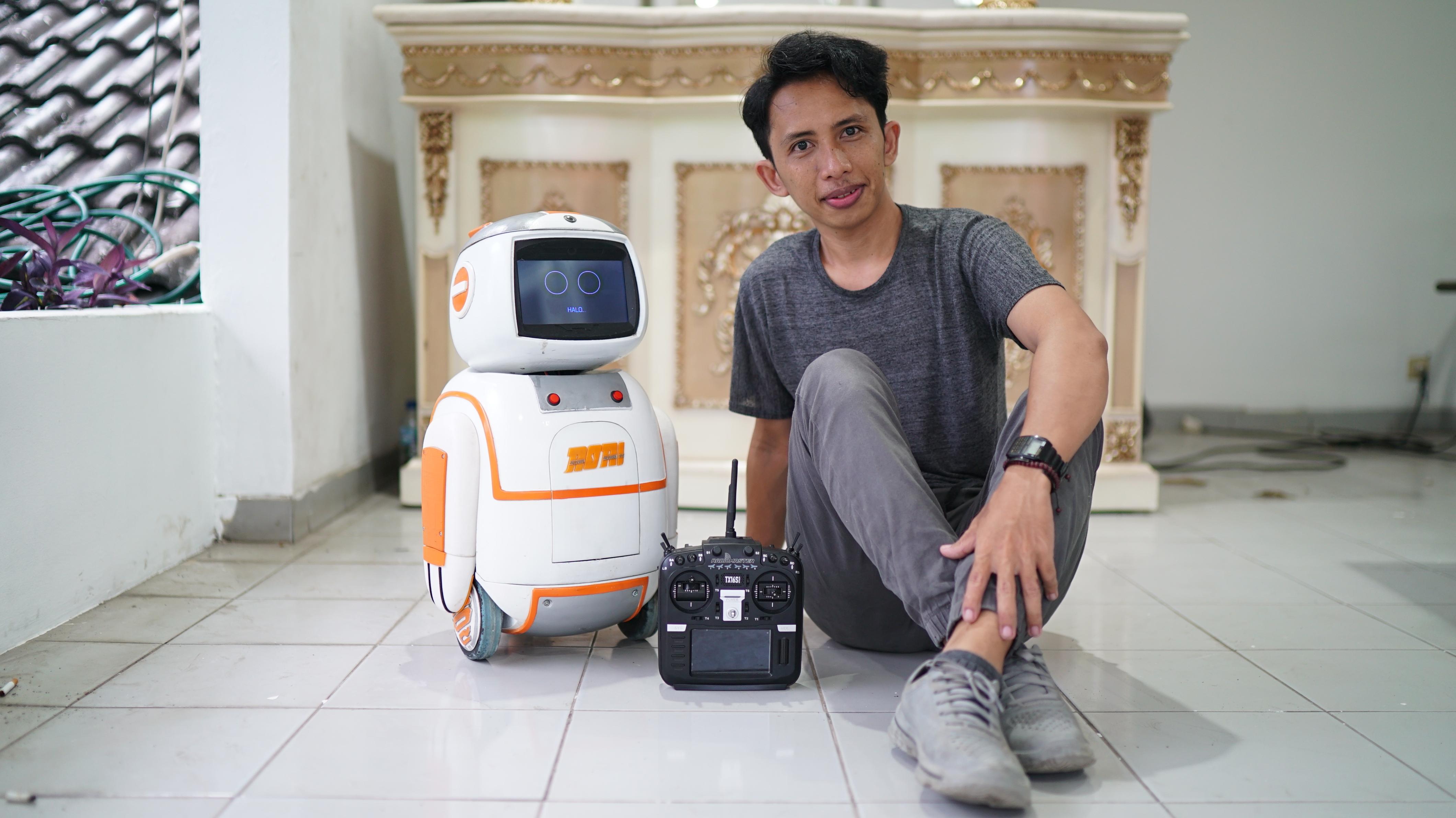 Rori the Robot Coffee Who Act on the Movie : 8 Steps (with Pictures) - Instructables