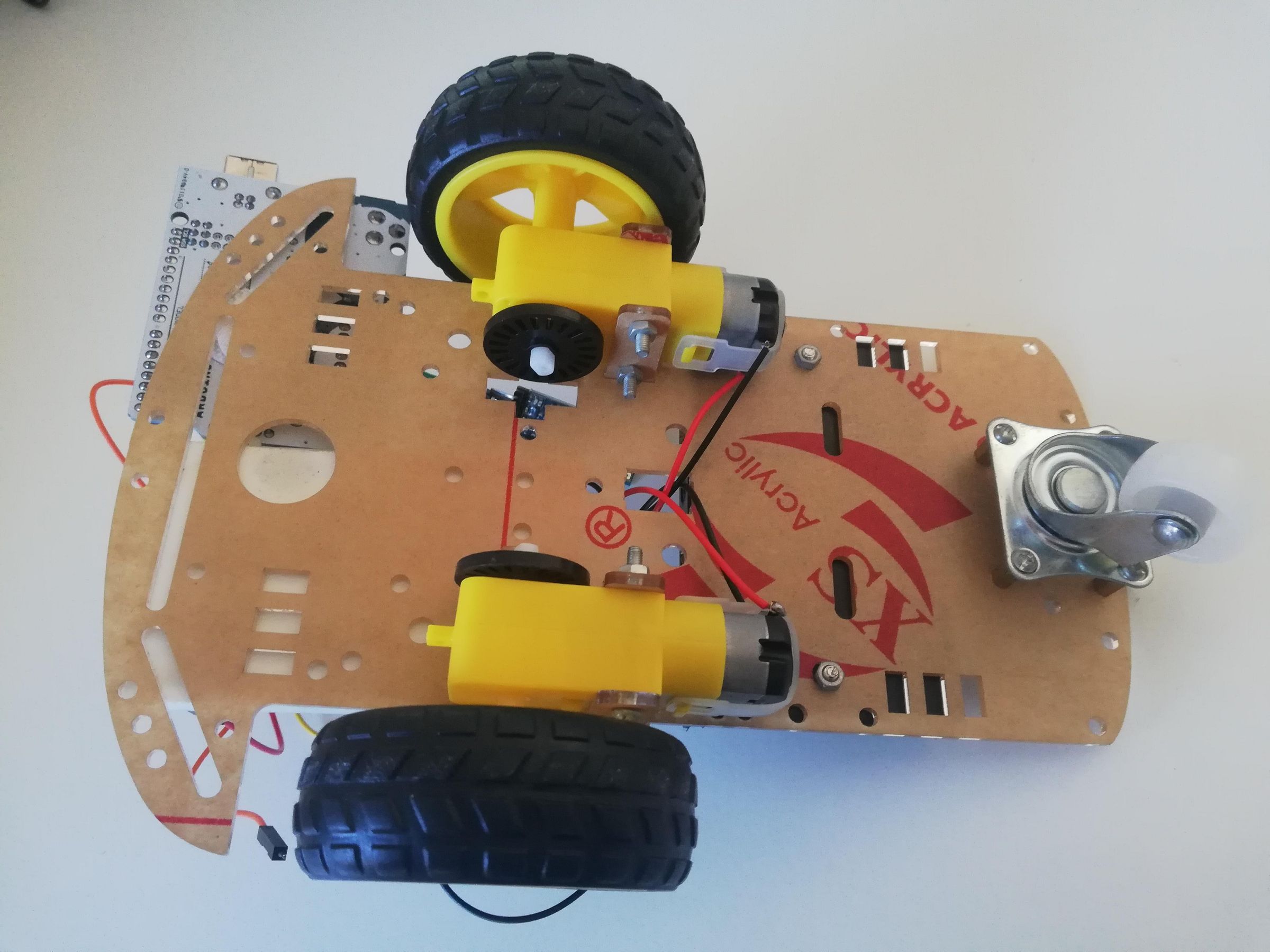 How to Make a Robot Car Drive Straight and Turn Exact Right Angles With ...