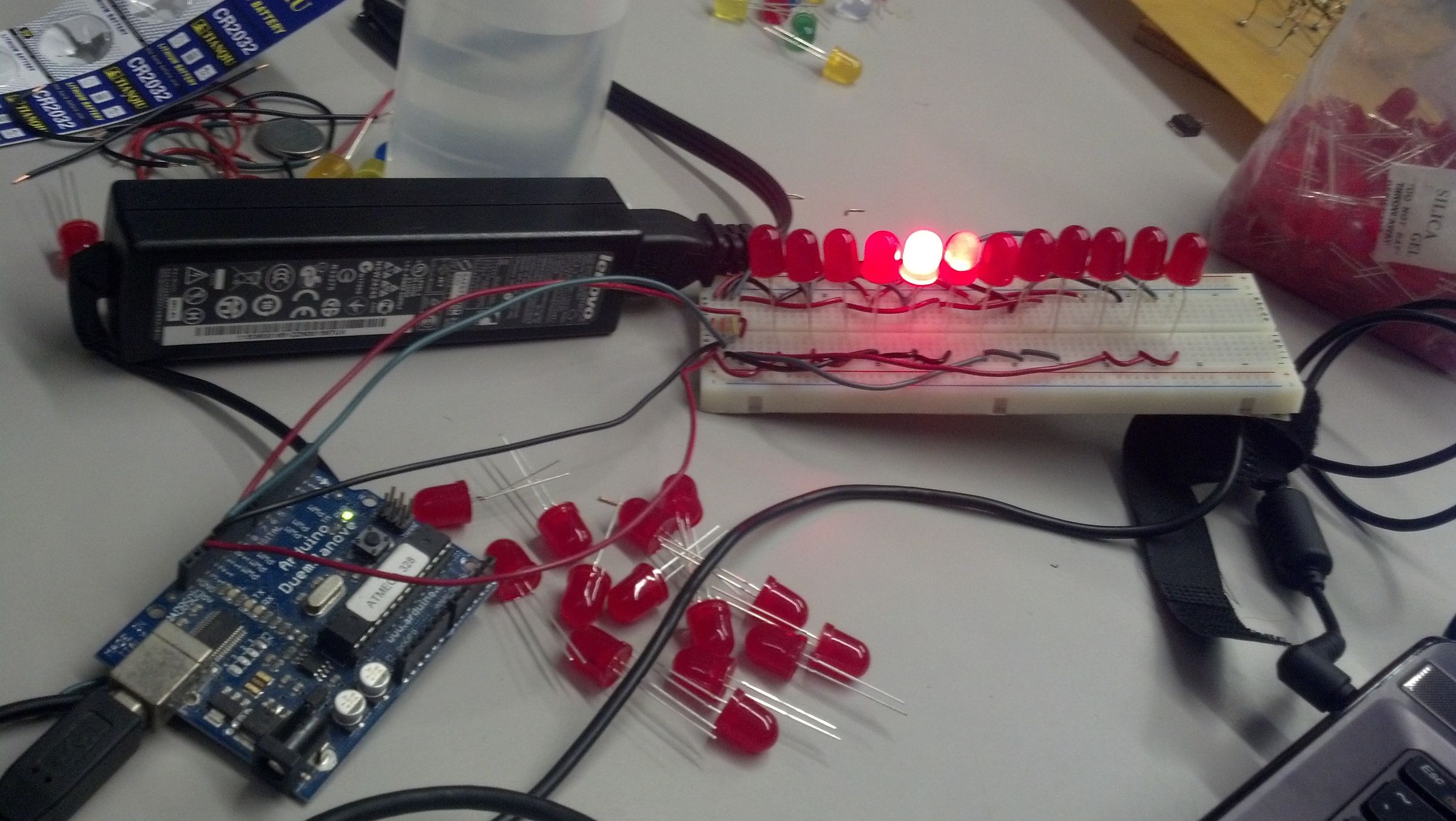 Charlieplexing Larson Scanner : 5 Steps - Instructables