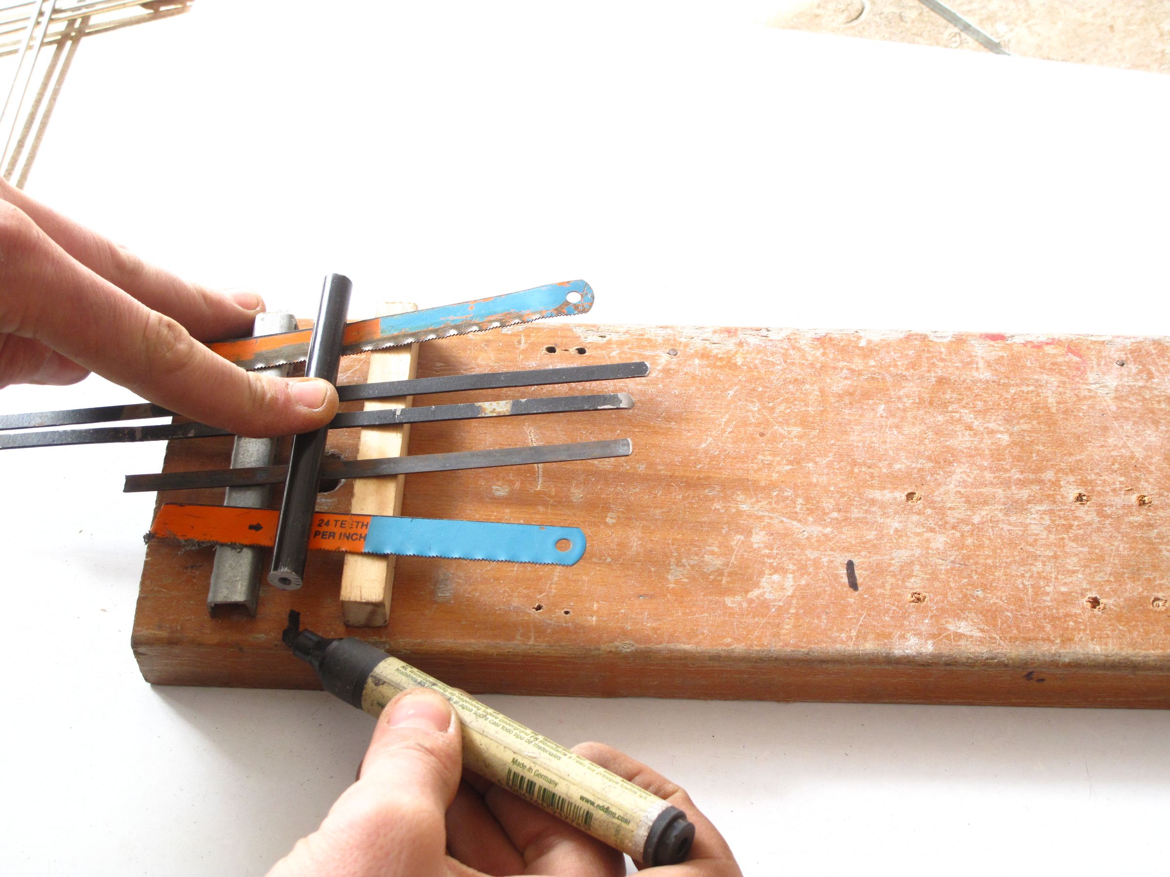 Trash Kalimba Musical Instrument : 9 Steps (with Pictures) - Instructables